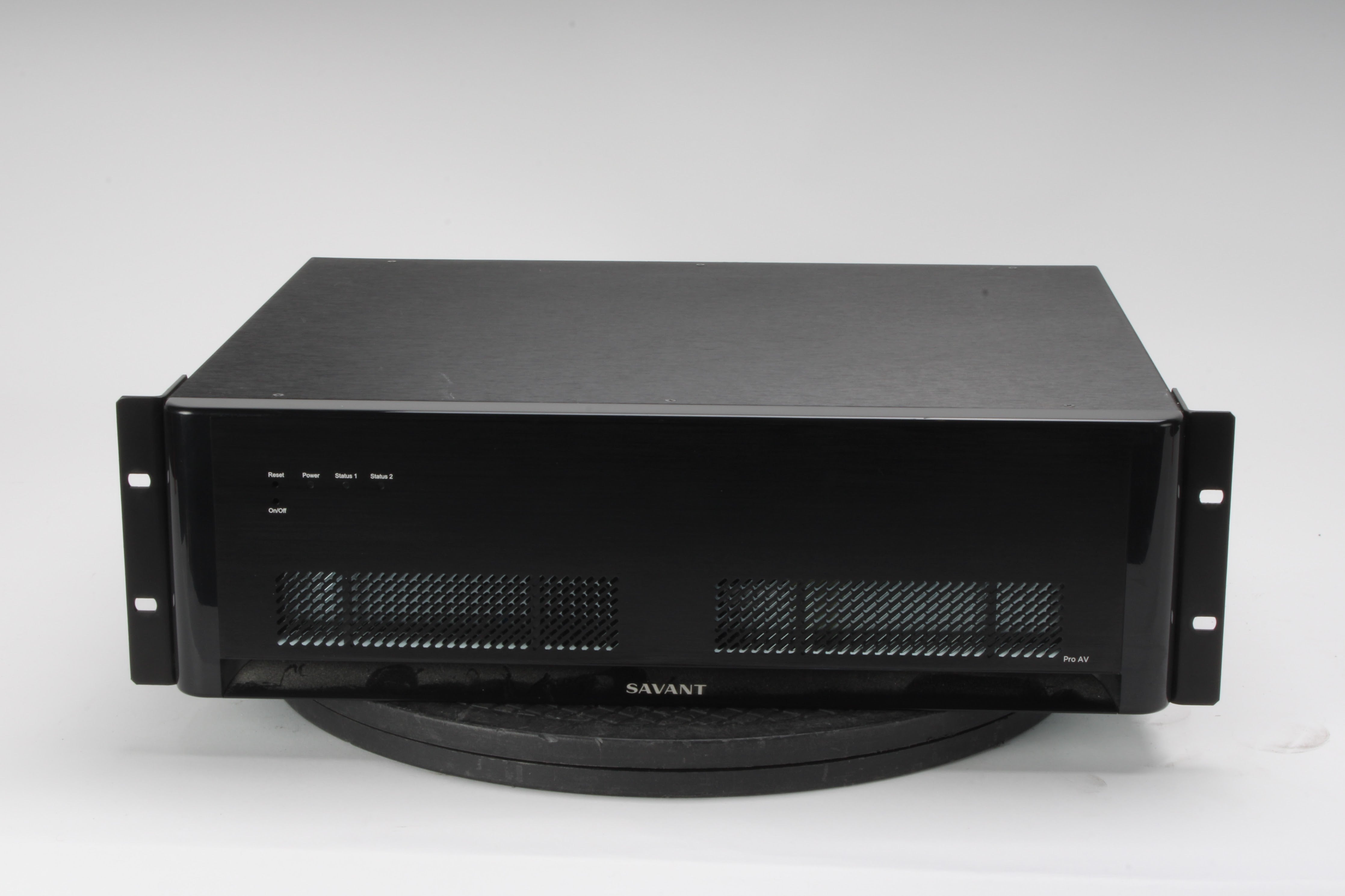 Savant Pro AV PAV-VIM8S-00 REV 11 8 Input 4K UHD IP Video Transmitter – NTC Tech