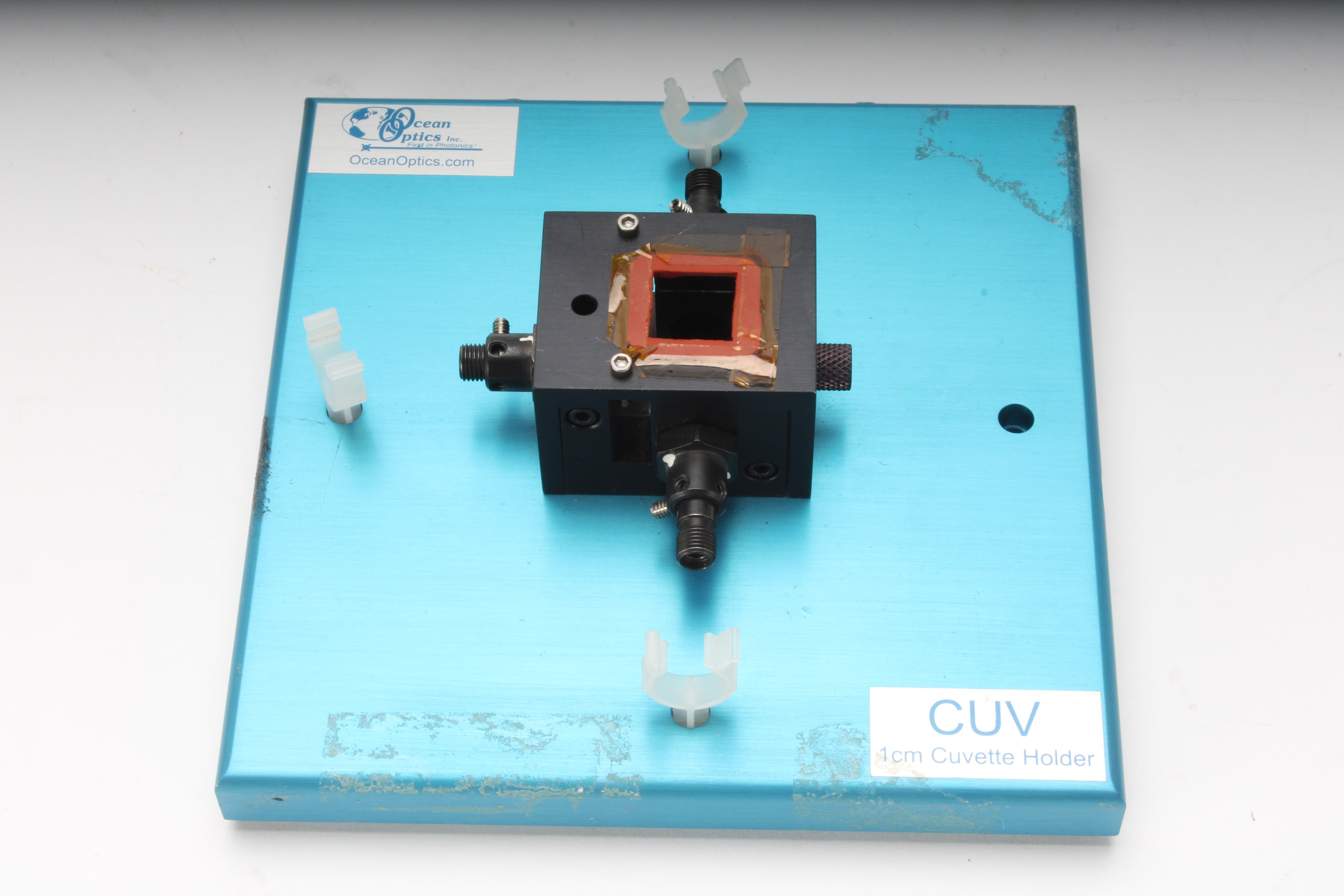 Ocean Optics CUV 1cm 4-Way Cuvette Holder - Fair Condition – NTC Tech