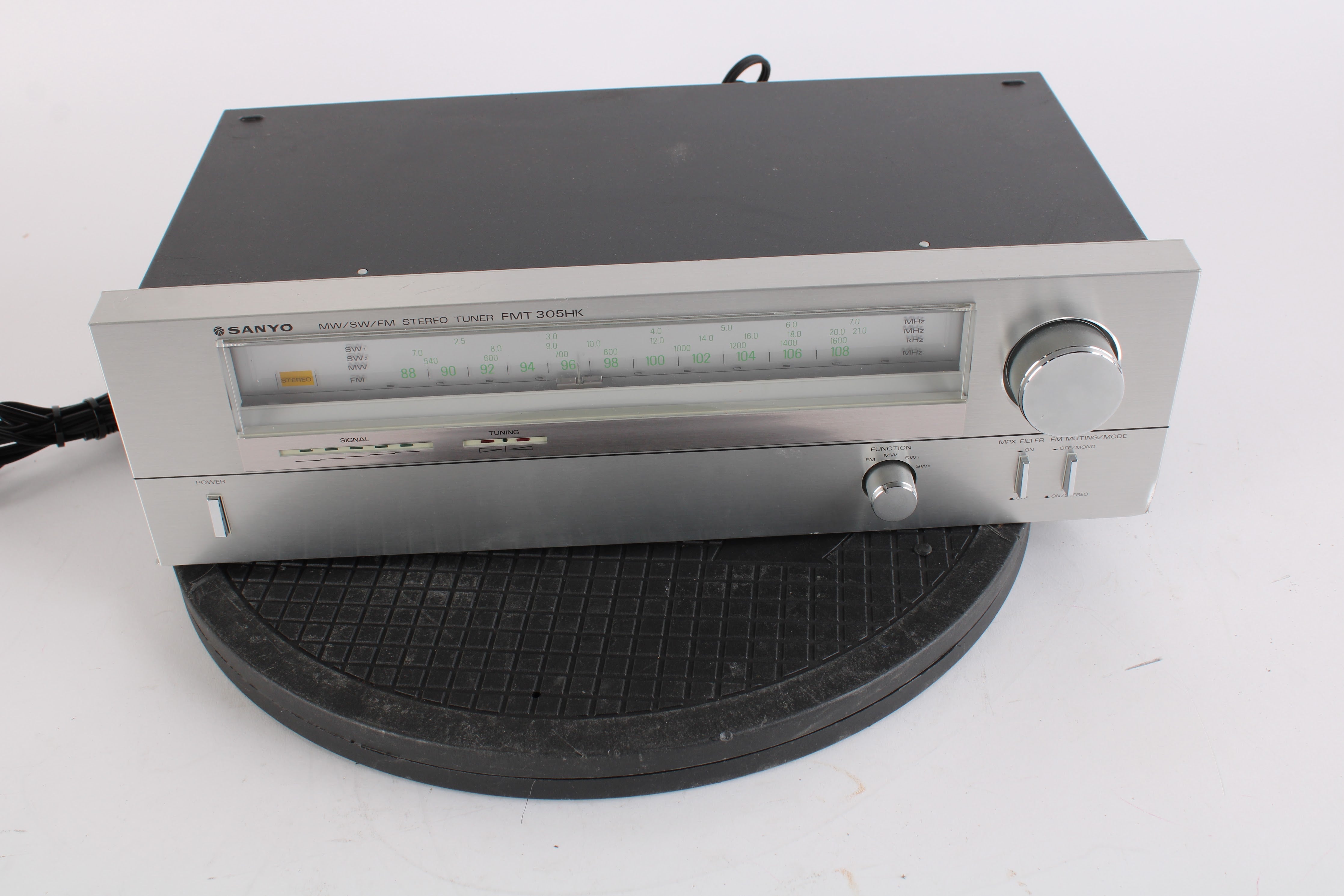 Sanyo FMT-305HK MW/SW/FM Stereo Tuner – NTC Tech