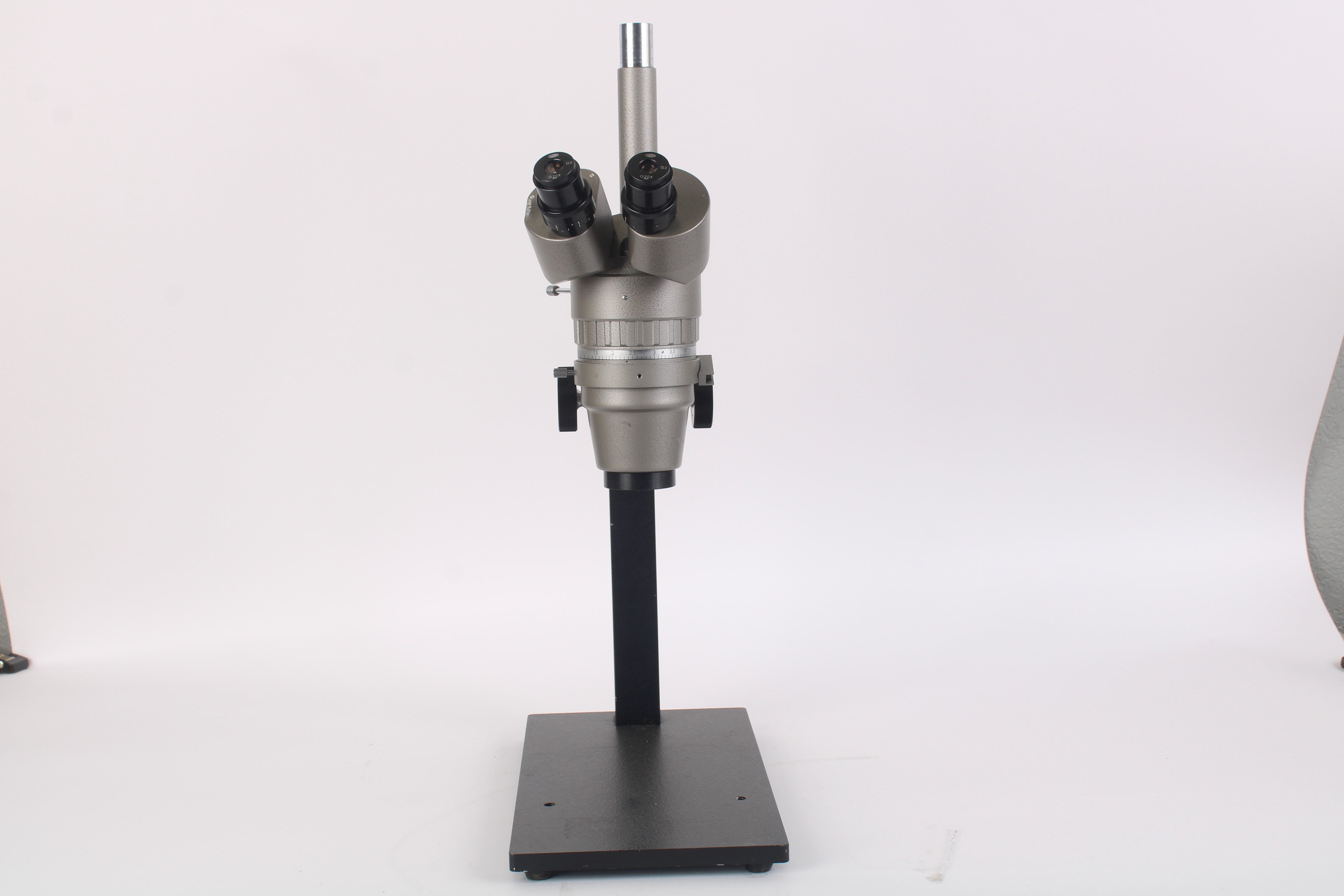 Olympus Tokyo SZ Stereo Microscope W/ 2x Olympus G20X Eyepiece – NTC Tech