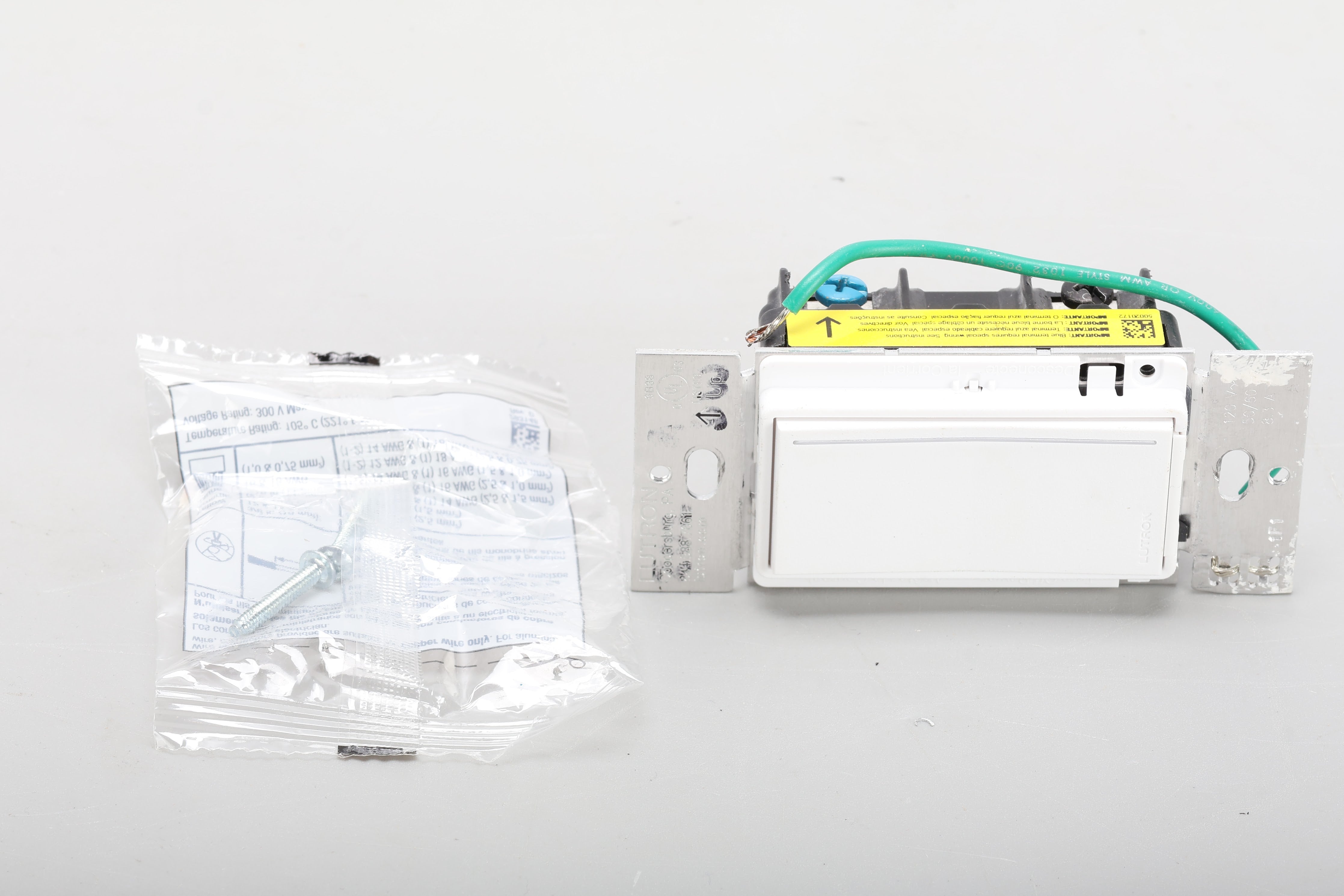 Lutron RRST-RD-SW Sunnata RF Switch (RadioRA 3 Series) With Screws ...