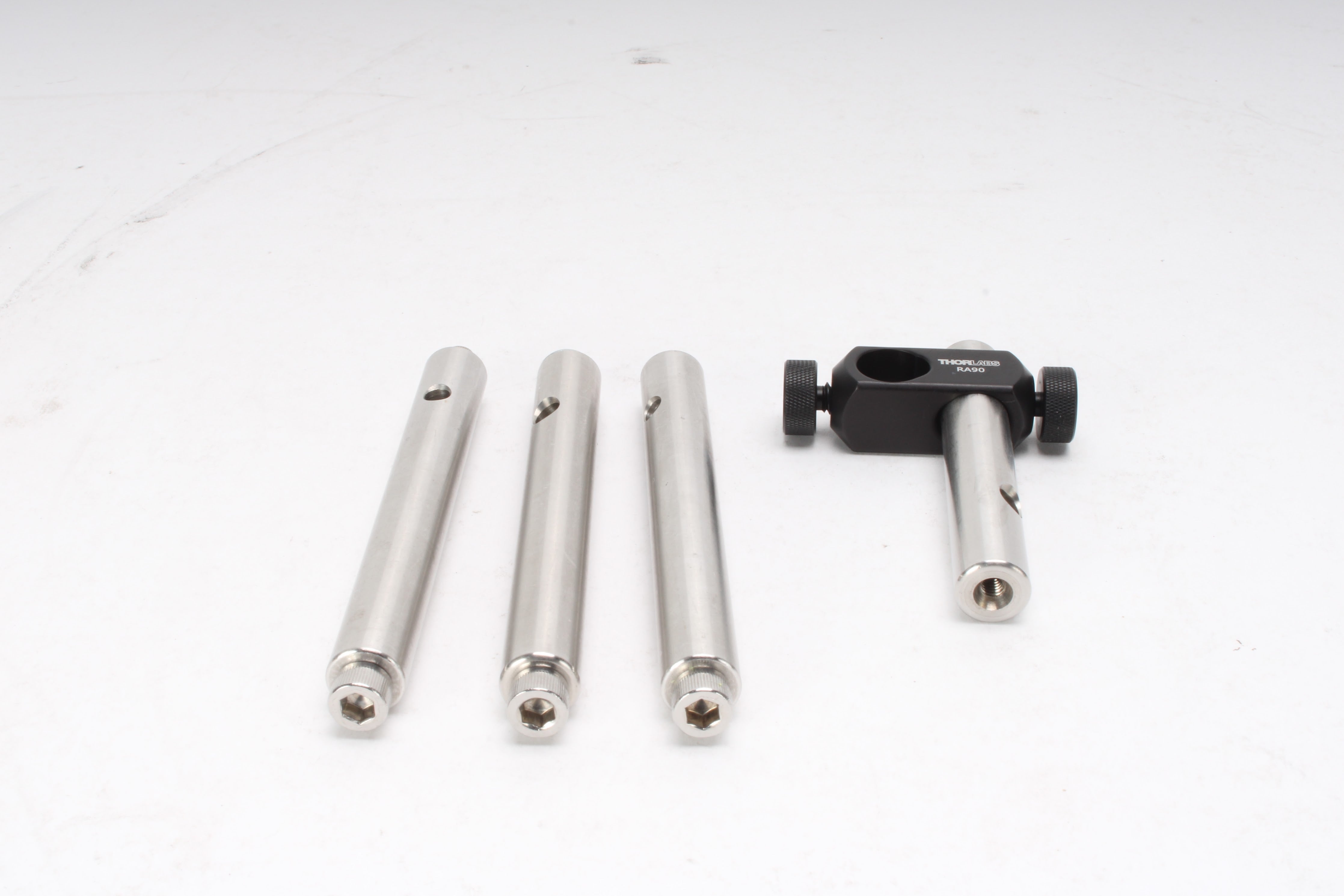 ThorLabs RA90 Right Angle Clamp With 3x TR4 4in Posts and 1x TR3 3in P ...