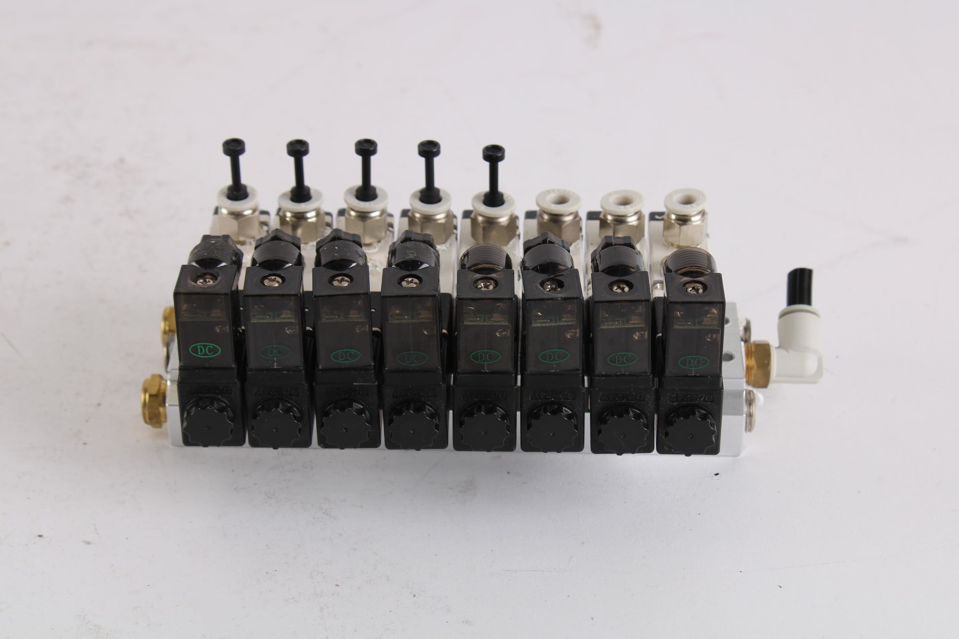 Airtac 8x: 4V110-06 Solenoid Valves With Manifold – NTC Tech