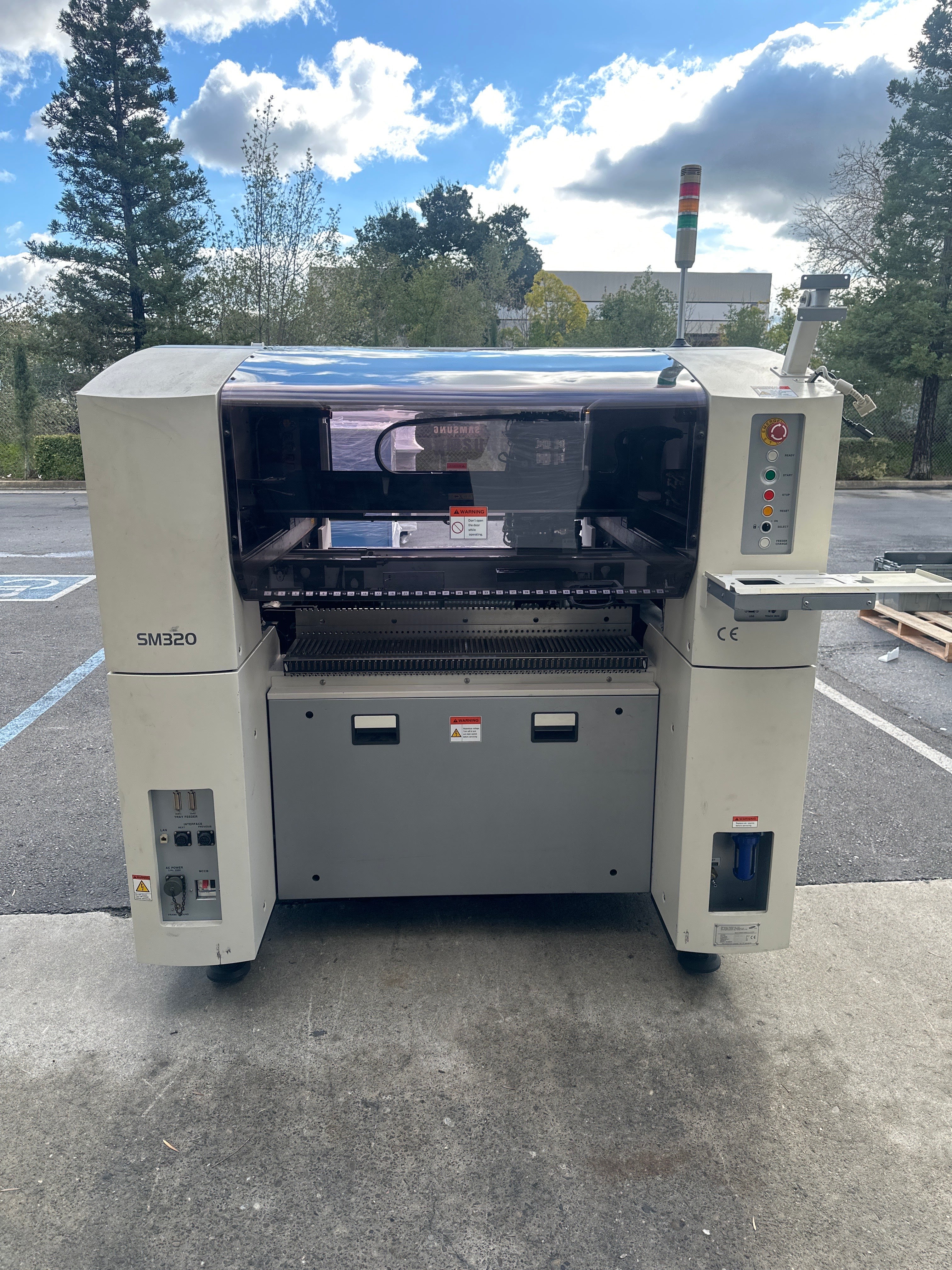 Samsung SM320 Pick and Place Machine AS IS Mounting range 0402mm Chip ...