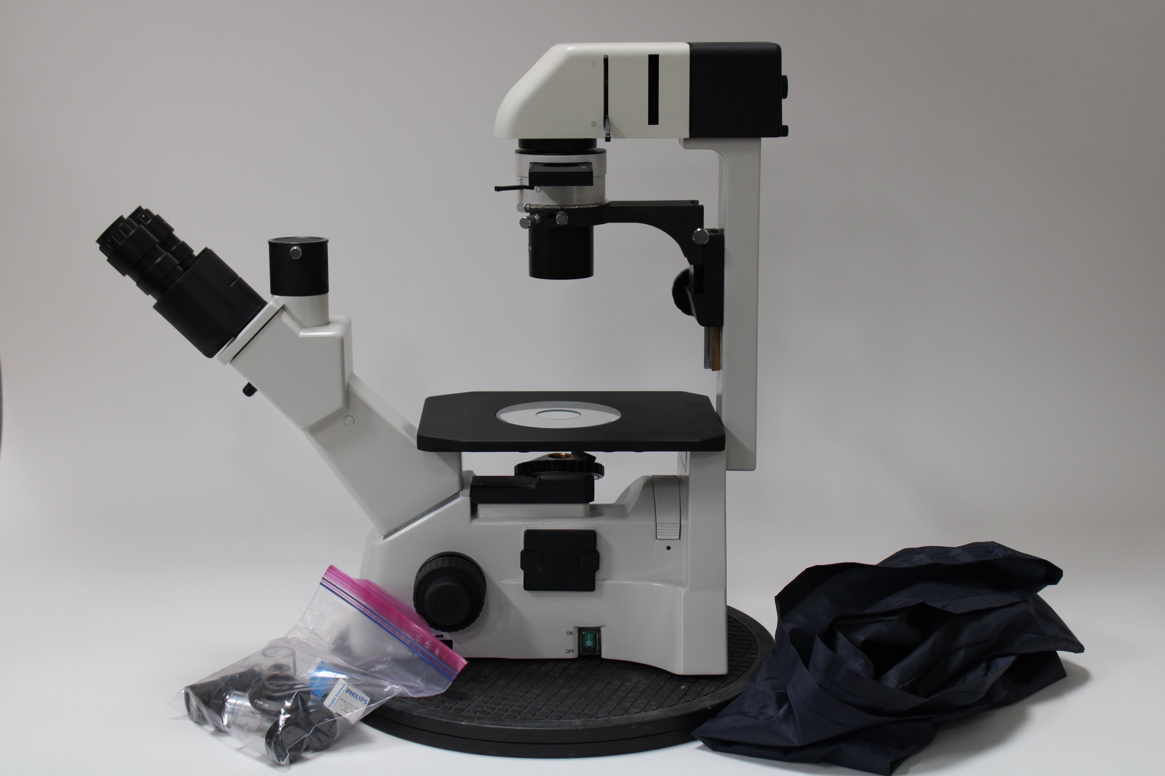 VWR 89404-462 Trinocular Inverted Microscope W/ 4x 10x 20x 40x Objecti ...