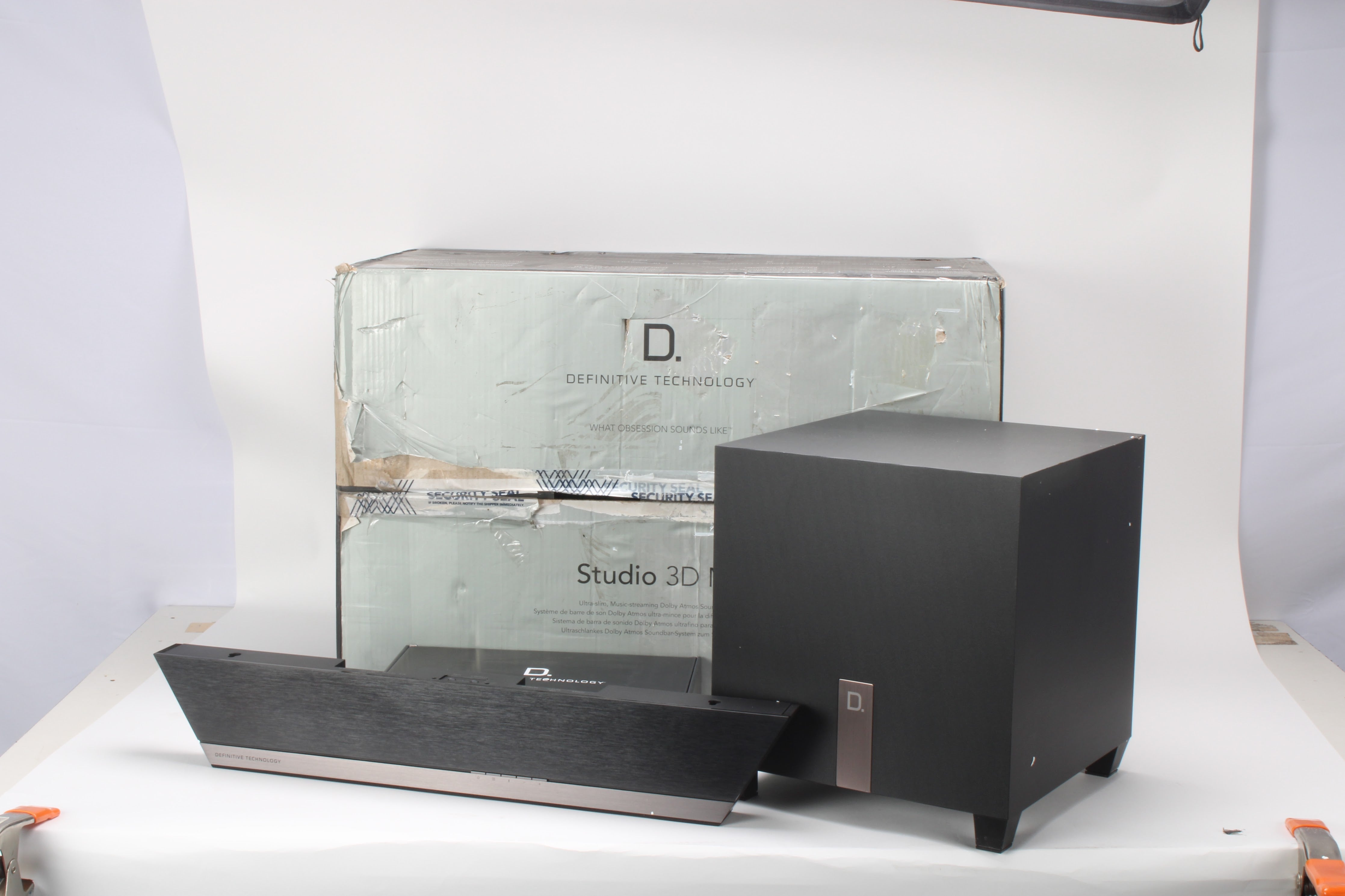 Definitive Technology Studio 3D Mini Wireless Soundbar W/ Subwoofer, A ...