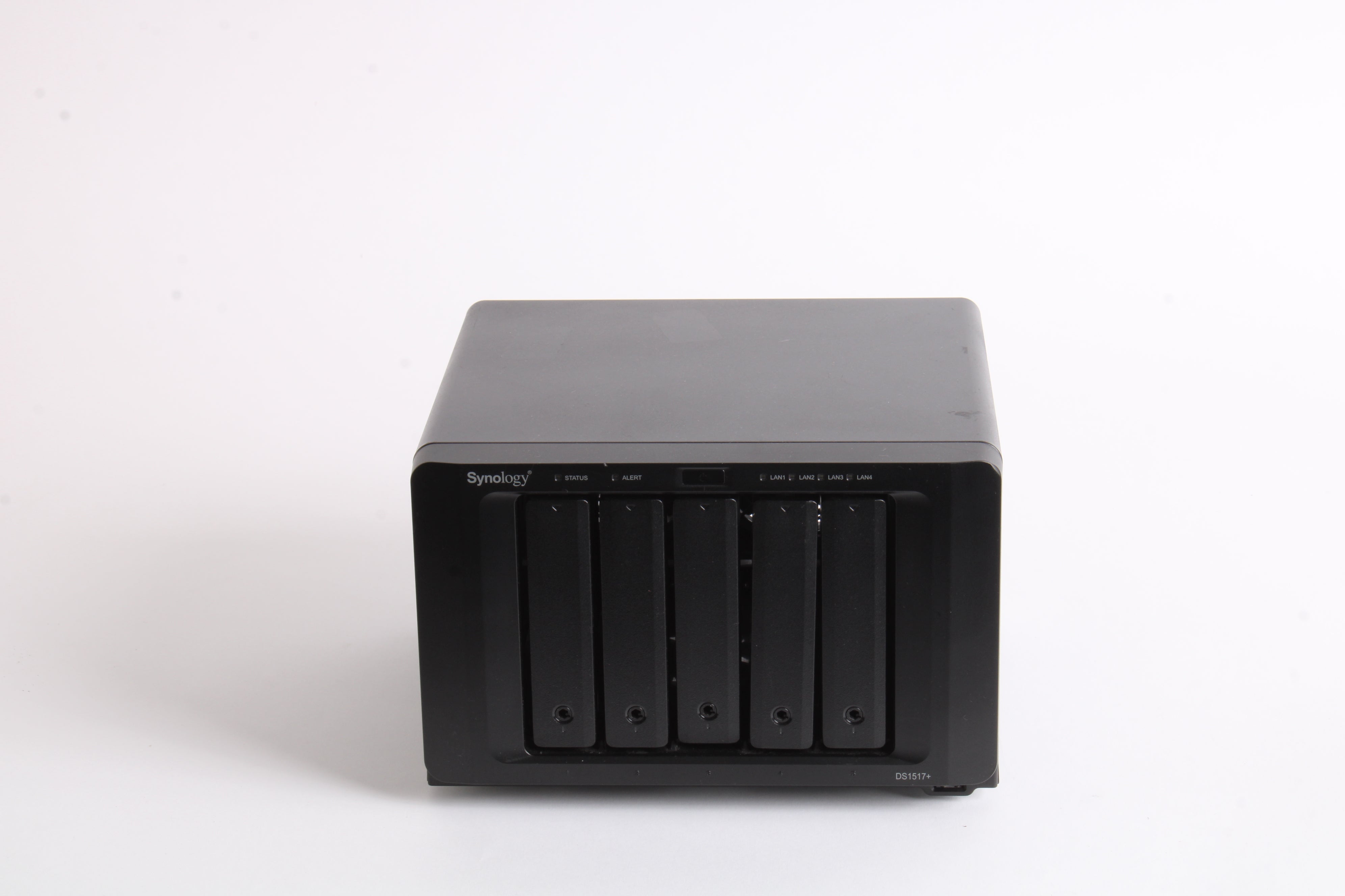 Synology DS1517+ 5-Bay NAS Enclosure With 5x Drive Bays - No HDD's ...