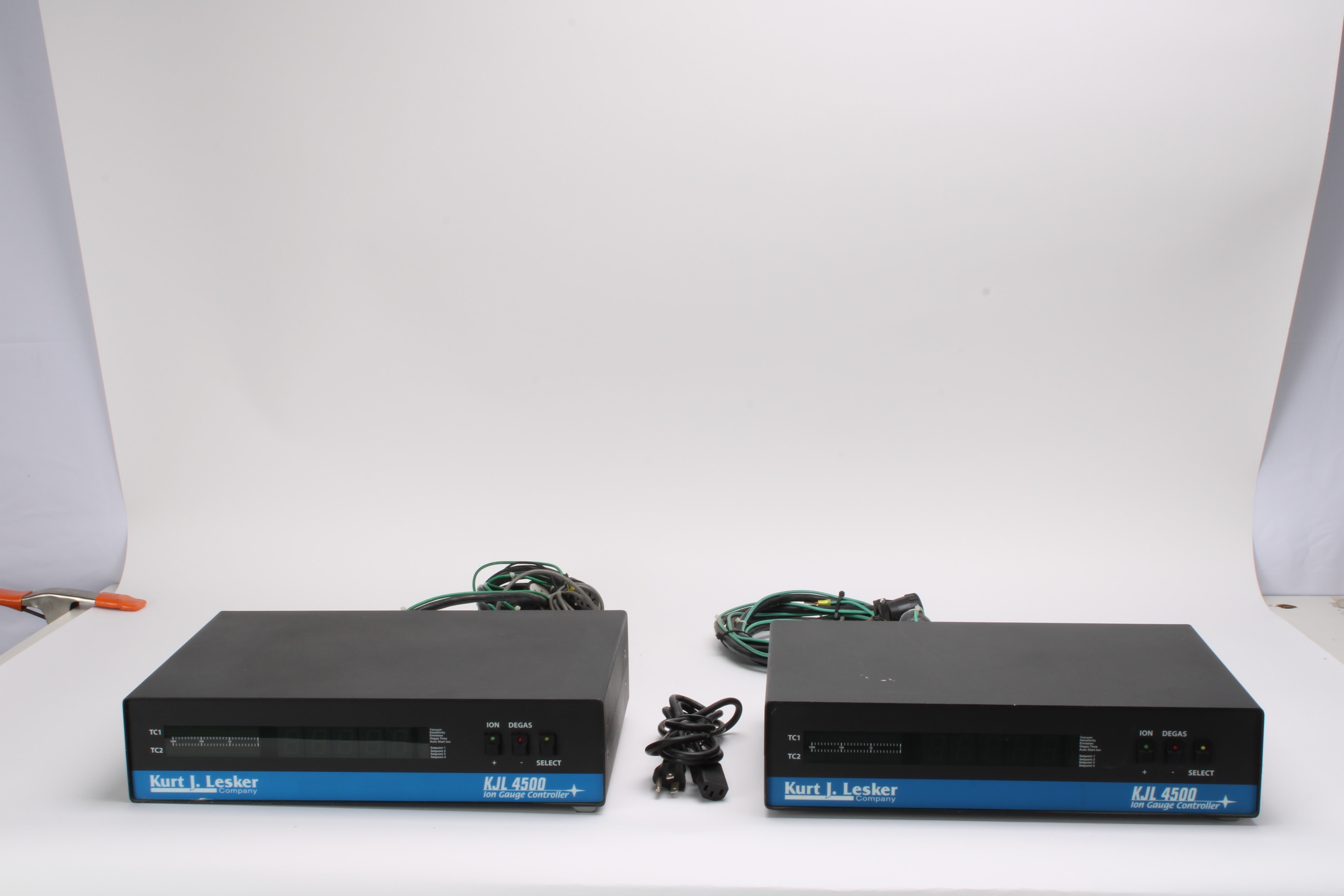 Kurt J Lesker KJL 4500 Ionization Guage Controller (PAIR) – NTC Tech