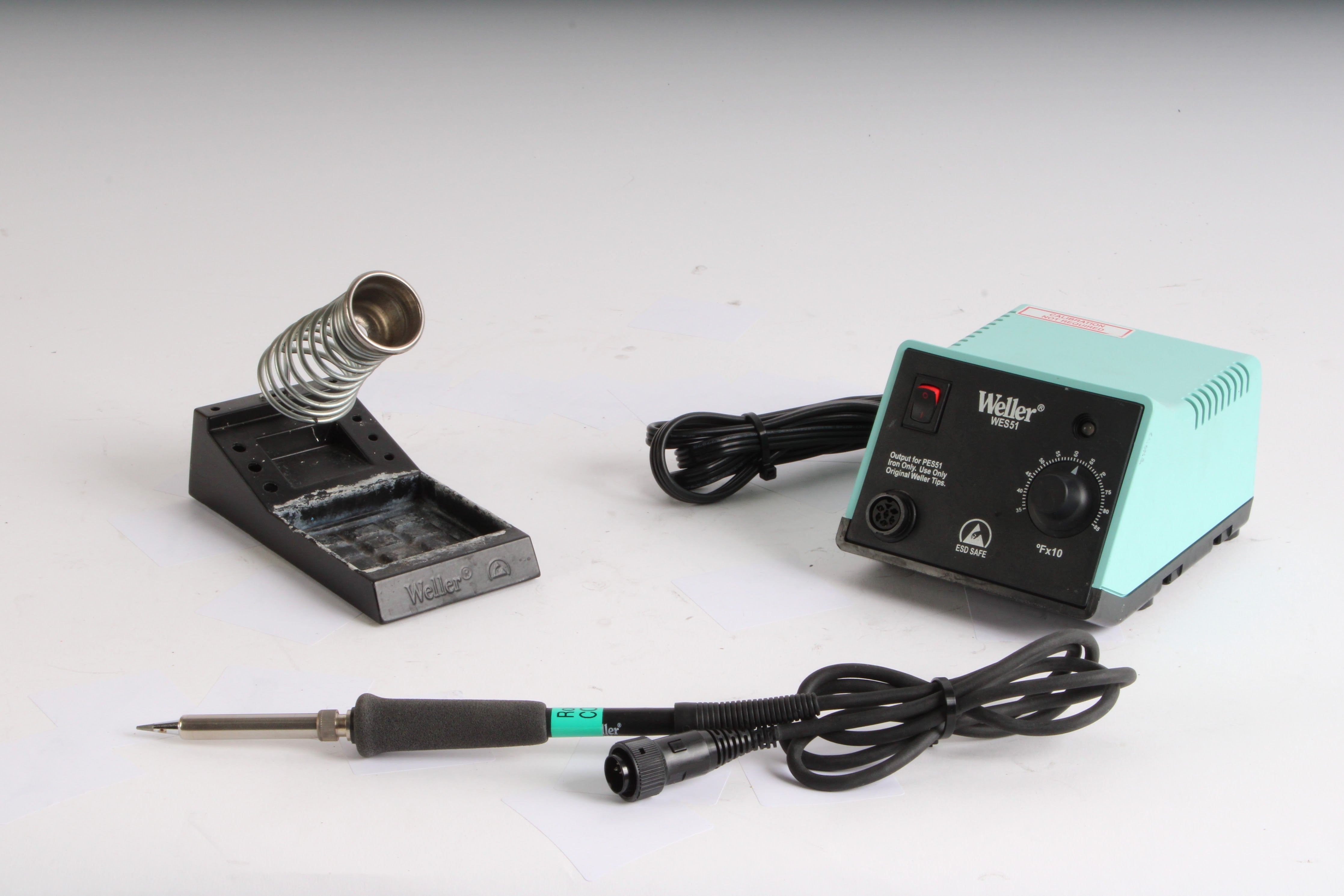 Weller WES51 Analog Soldering Station With PES51 Pen w/ Tip and Stand ...