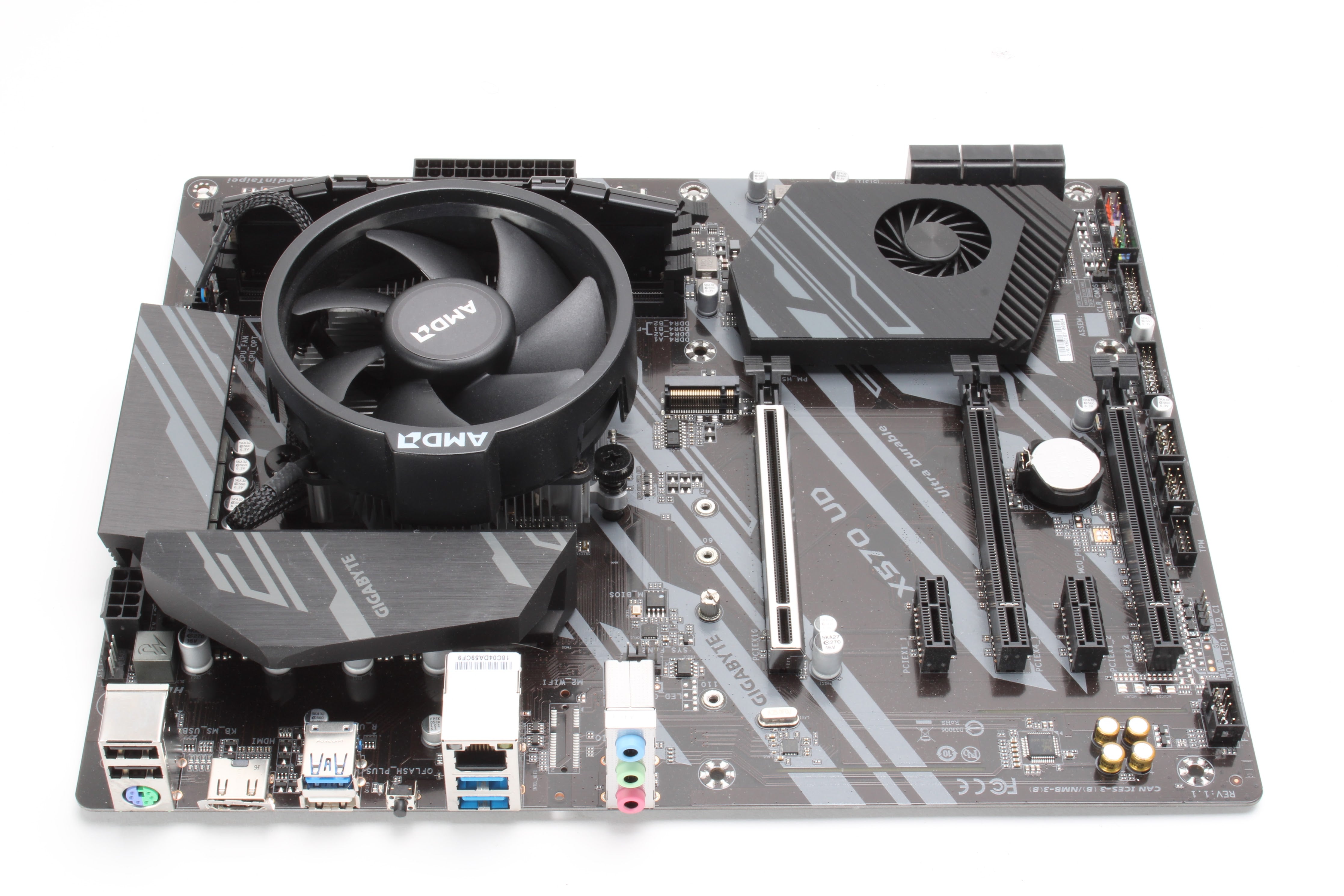 Gigabyte UD x570 Ultra Durable Motherboard With AMD Ryzen 5 5600x / 1x ...