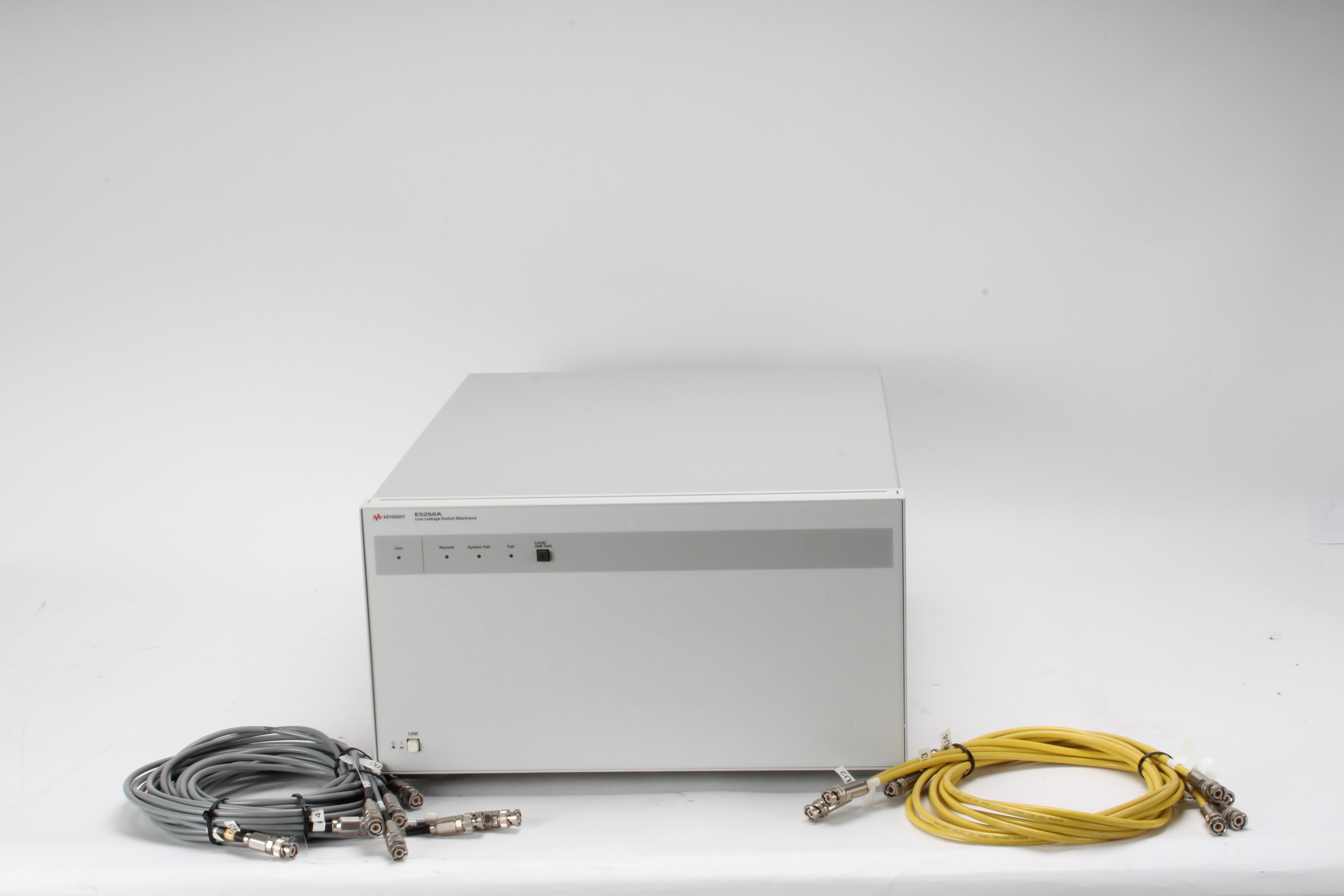 Keysight E5250A Low Leakage Switch Mainframe W/ 2x E5252A Matrix Switc – NTC Tech