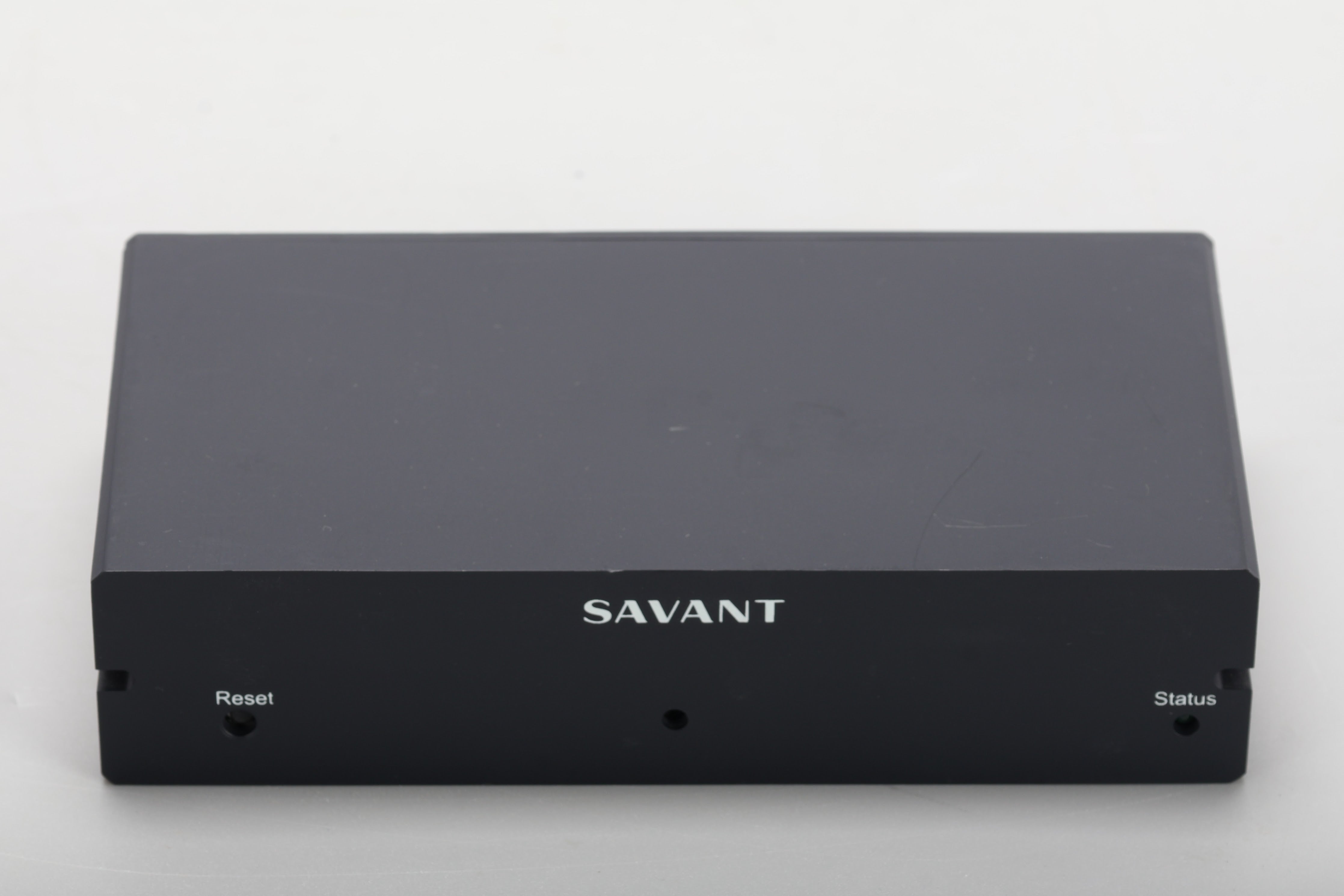 Savant SSC‑0012‑00 SmartControl 12 Smart Controller W/ 4x 6POS Termina ...