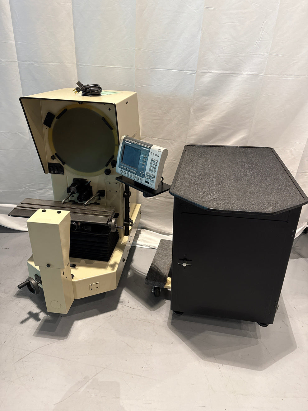 Scherr Tumico 20-3700 14" Horizontal Beam Optical Comparator ND1203 Qu ...