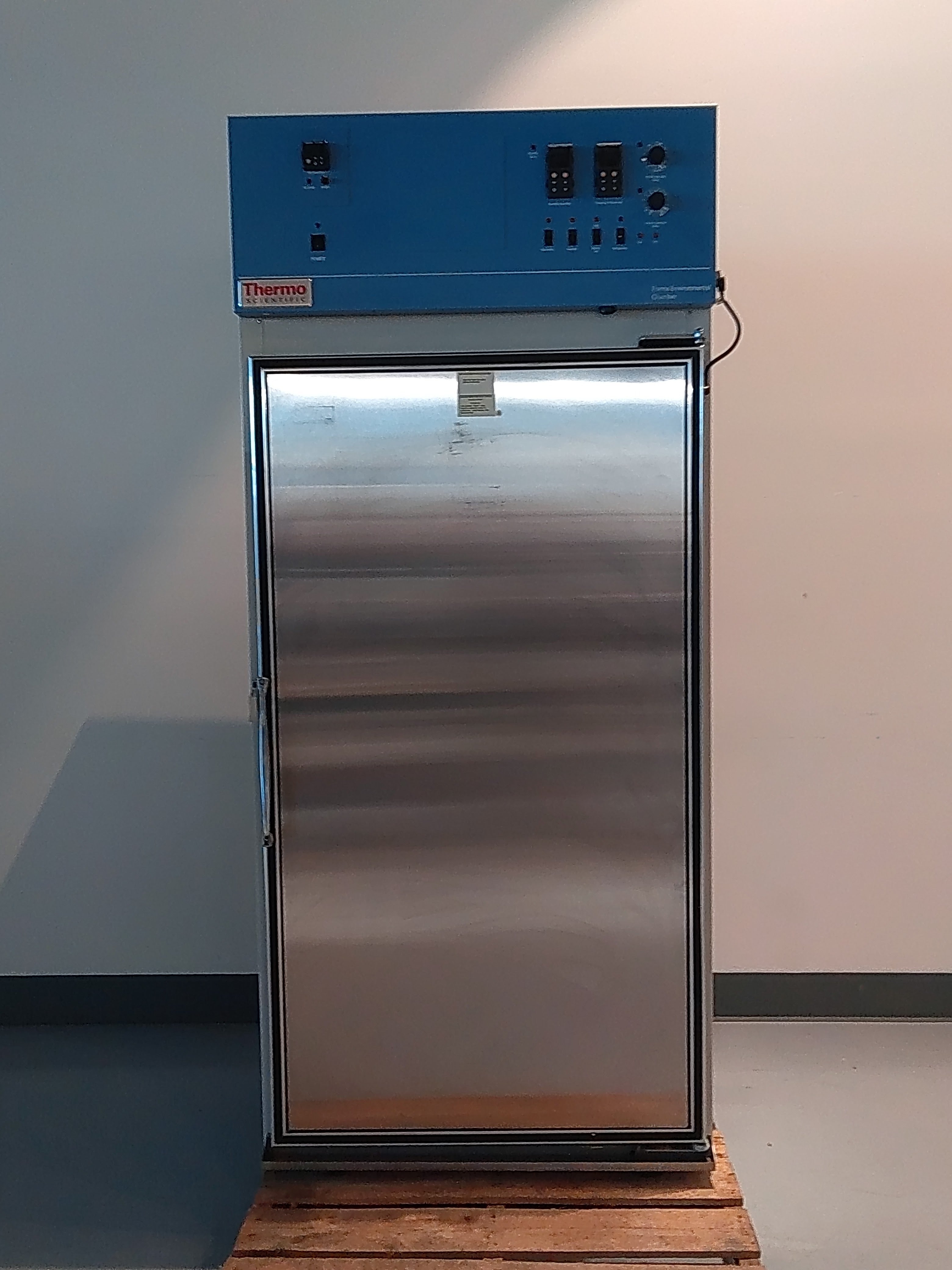 Thermo Scientific Forma Environmental Chamber Model 3940 821.2L Stainl ...