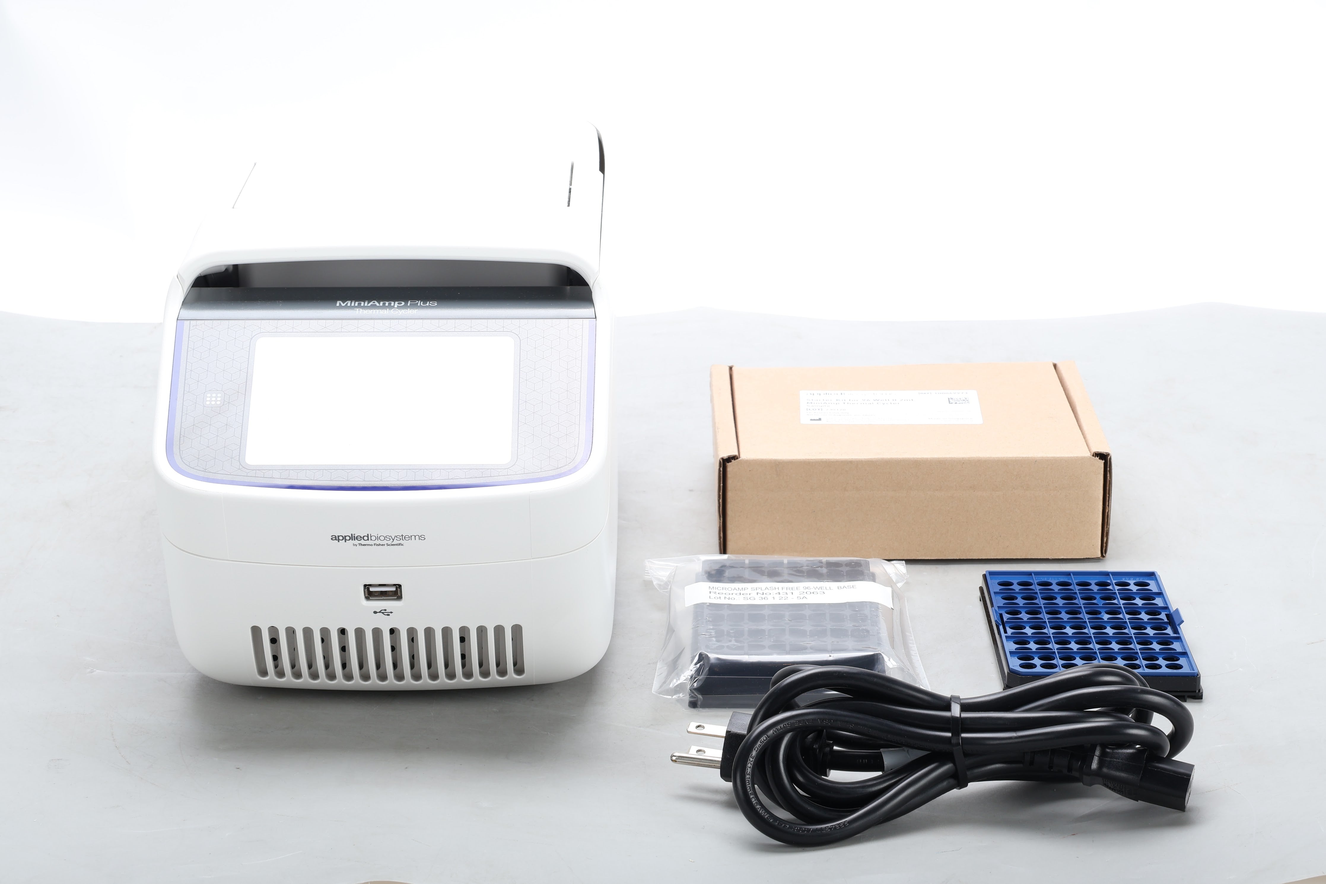 Applied Biosystems A37029 MiniAmp Plus Thermal Cycler With Accessories ...
