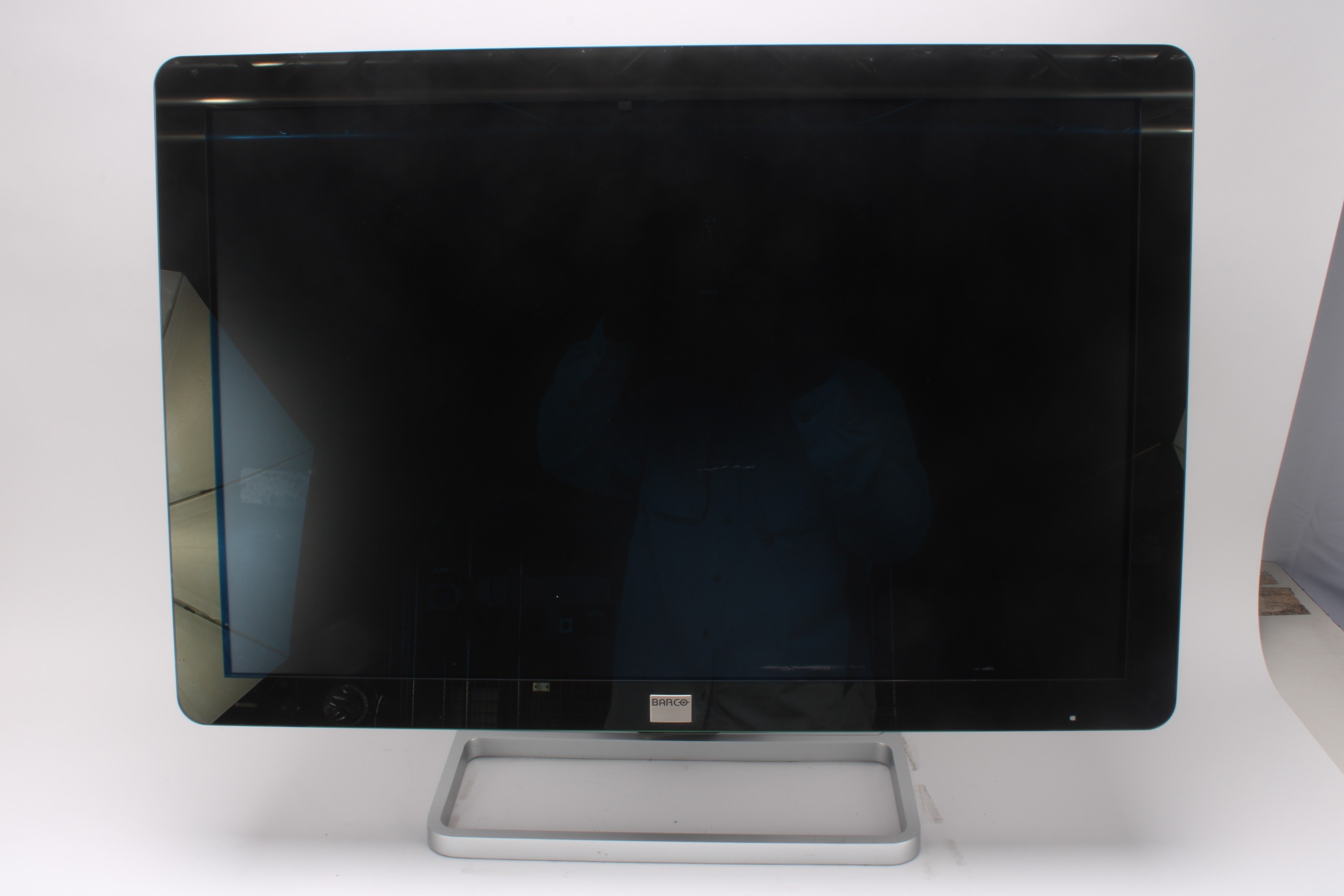 Barco MDCC-6130 Coronis Fusion 6MP DL Medical Display – NTC Tech