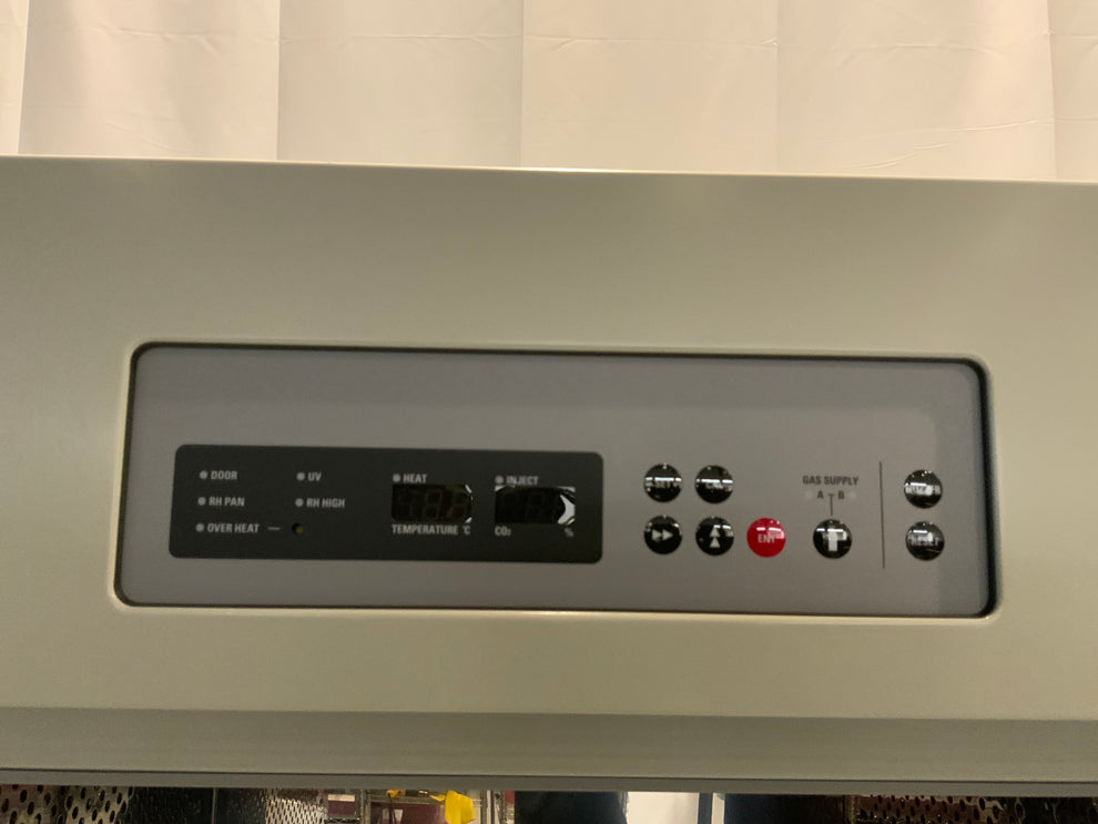 Panasonic MCO-80ICL-PA Large Capacity 851L Reach In CO2 Incubator w/ 3 ...