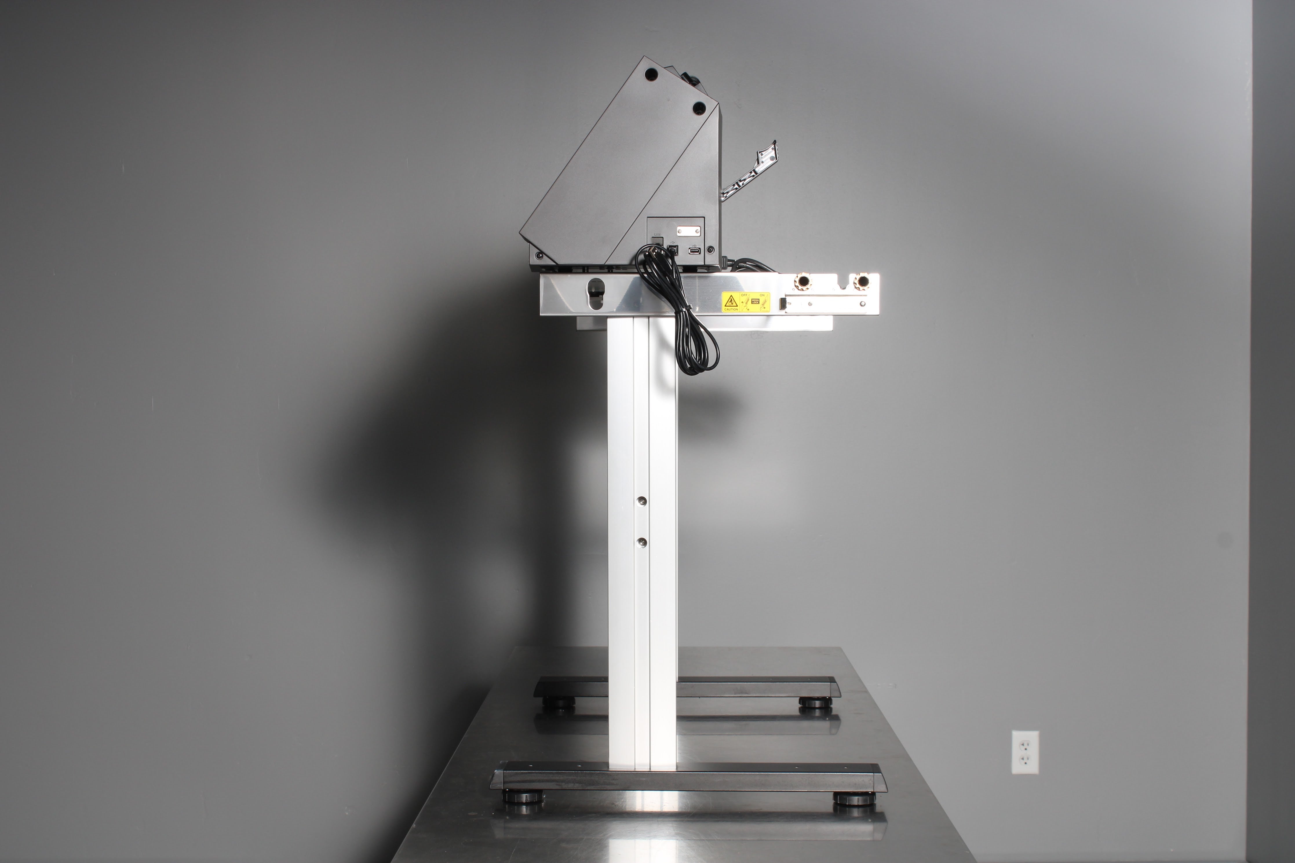 Graphtec CE7000-60 Roll Feed Cutting Plotter With Power Cable and USB ...