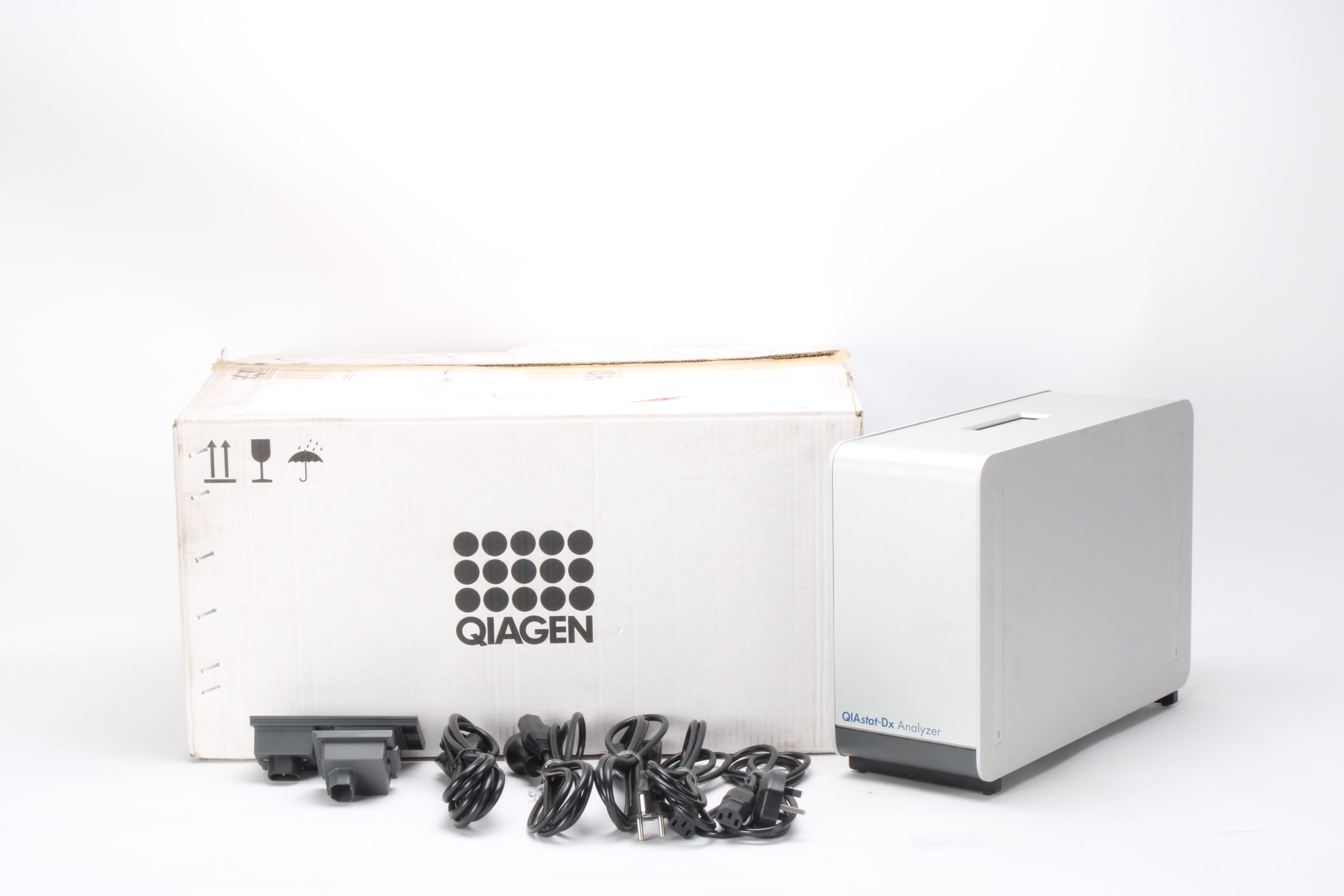 QIAGEN QIAstat-Dx Syndromic Testing Analyzer with Operational Module 9 ...