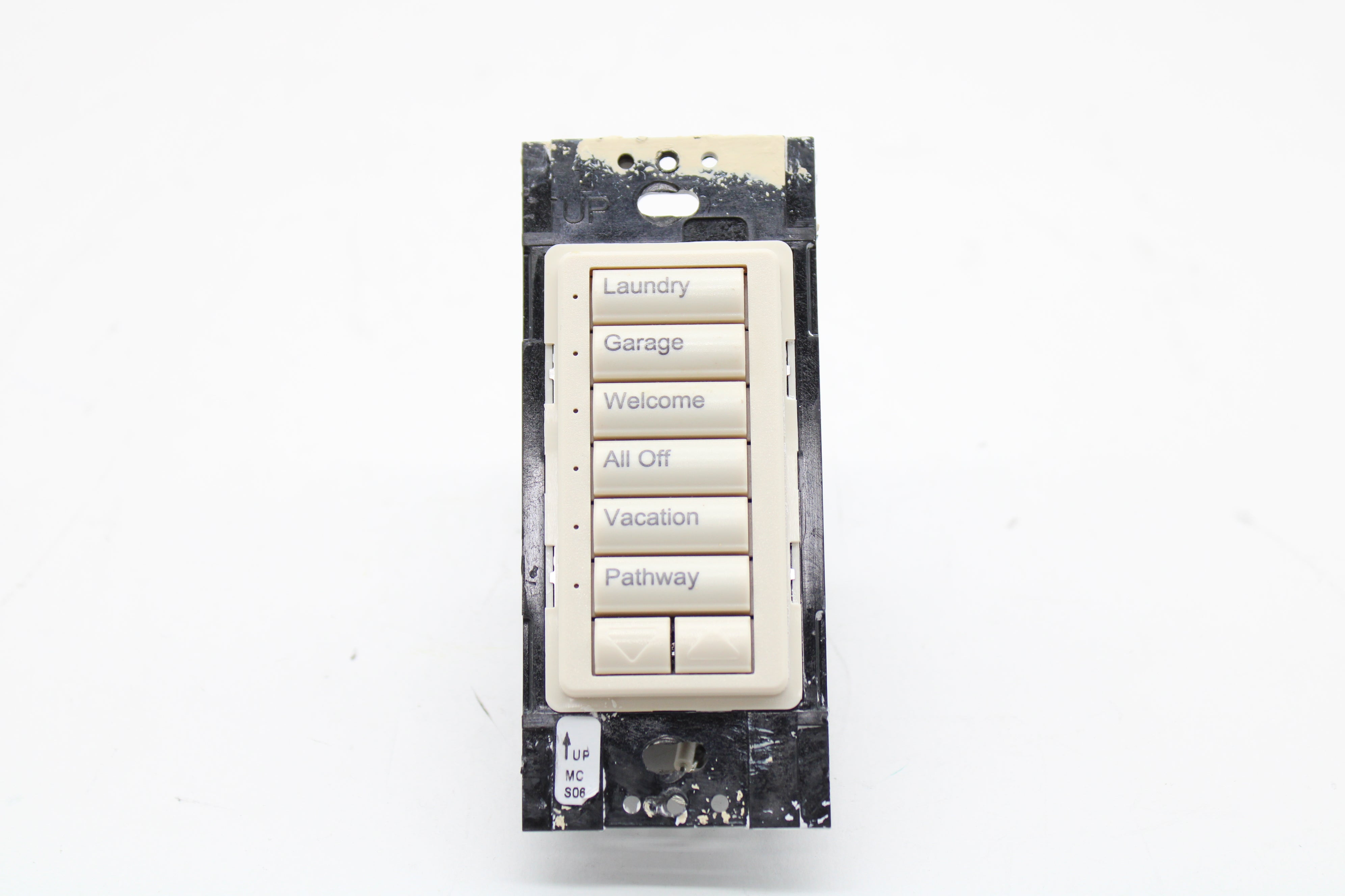 Lutron STRD-6BRL Keypad 8 Button / Almond Color / Unit has Paint on it ...