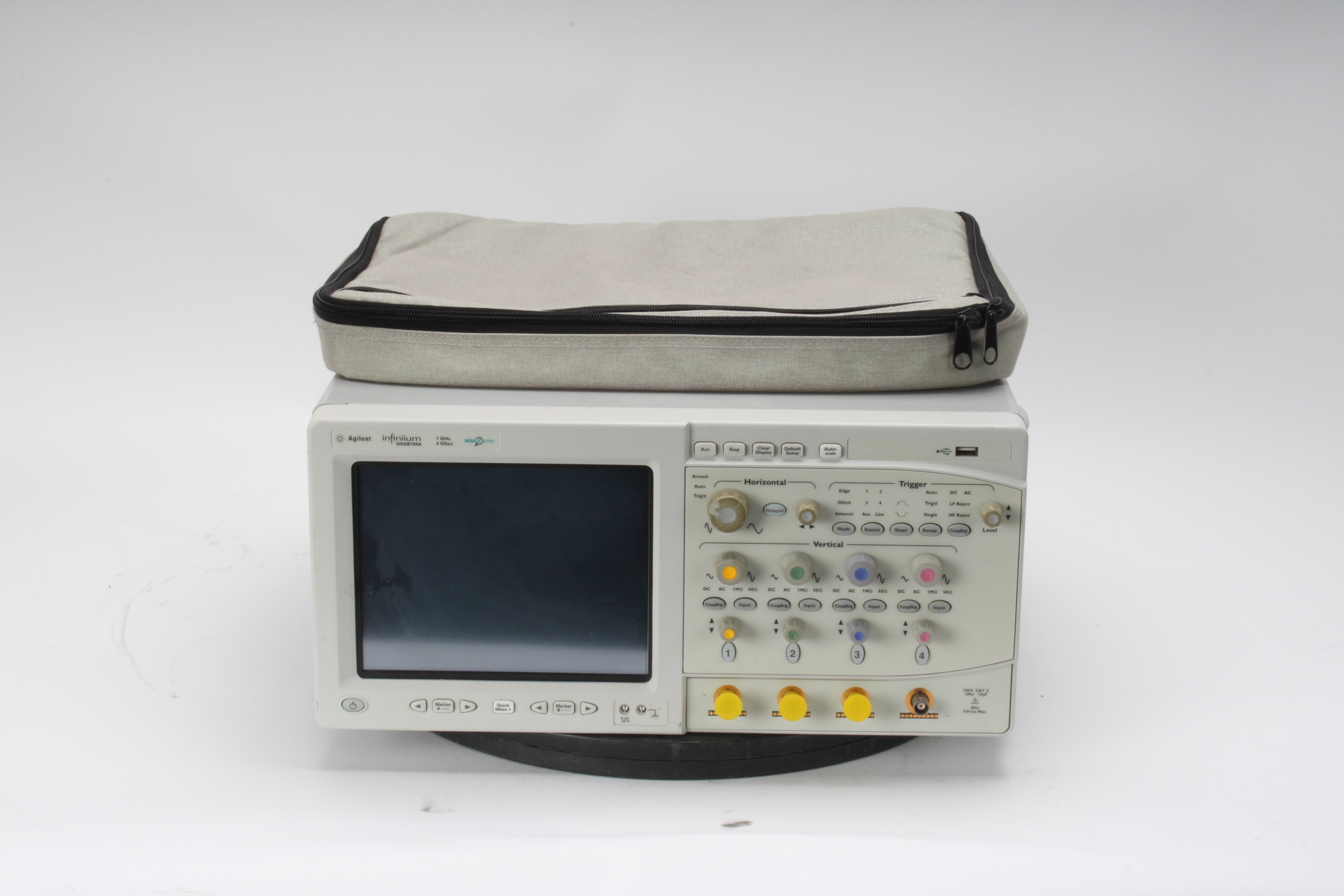 Agilent DSO8104A 1 GHz, 4-Channels Infiniium Oscilloscope With Accesso ...
