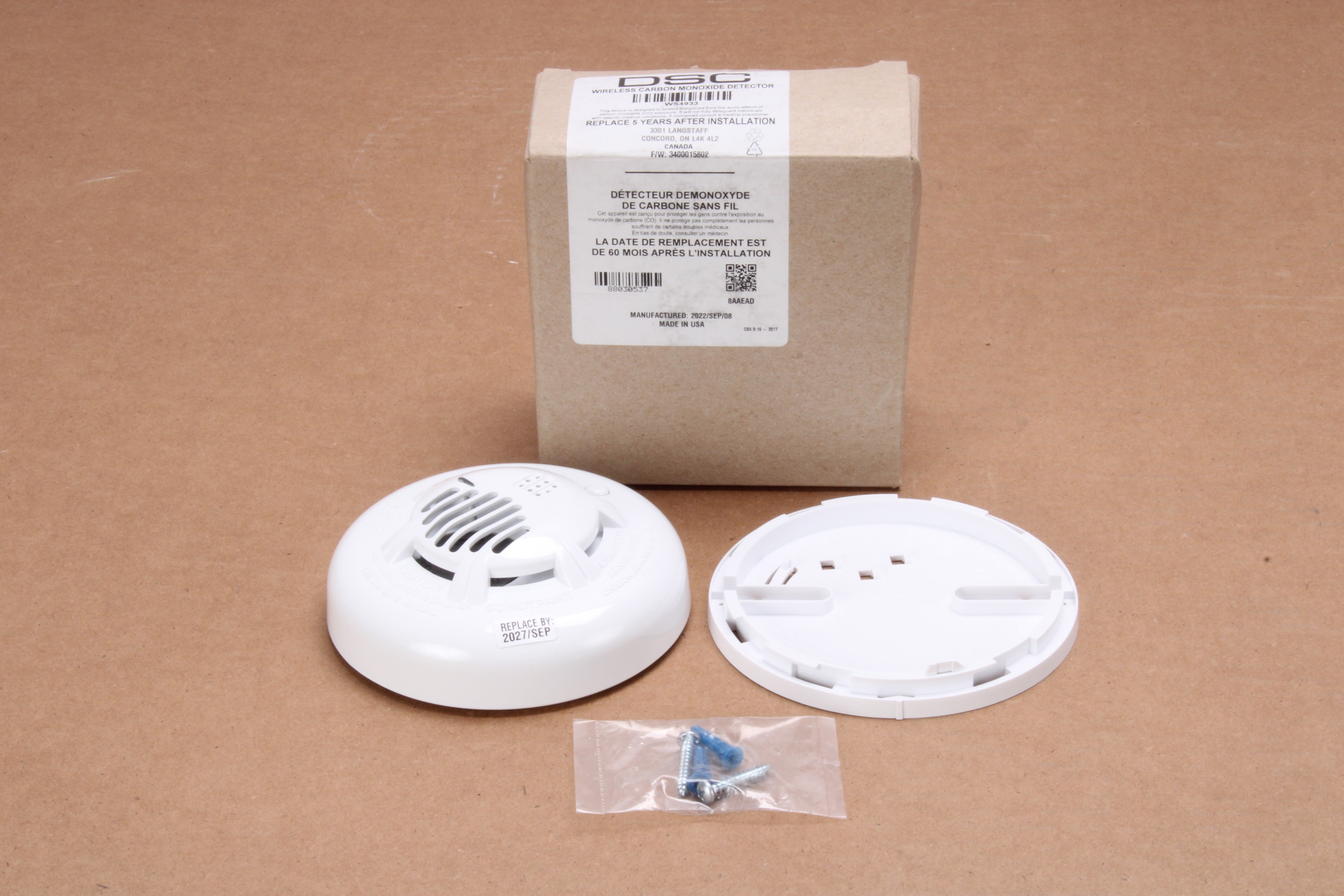 DSC WS4933 Wireless Carbon Monoxide Detector 88030537 With Accessories ...
