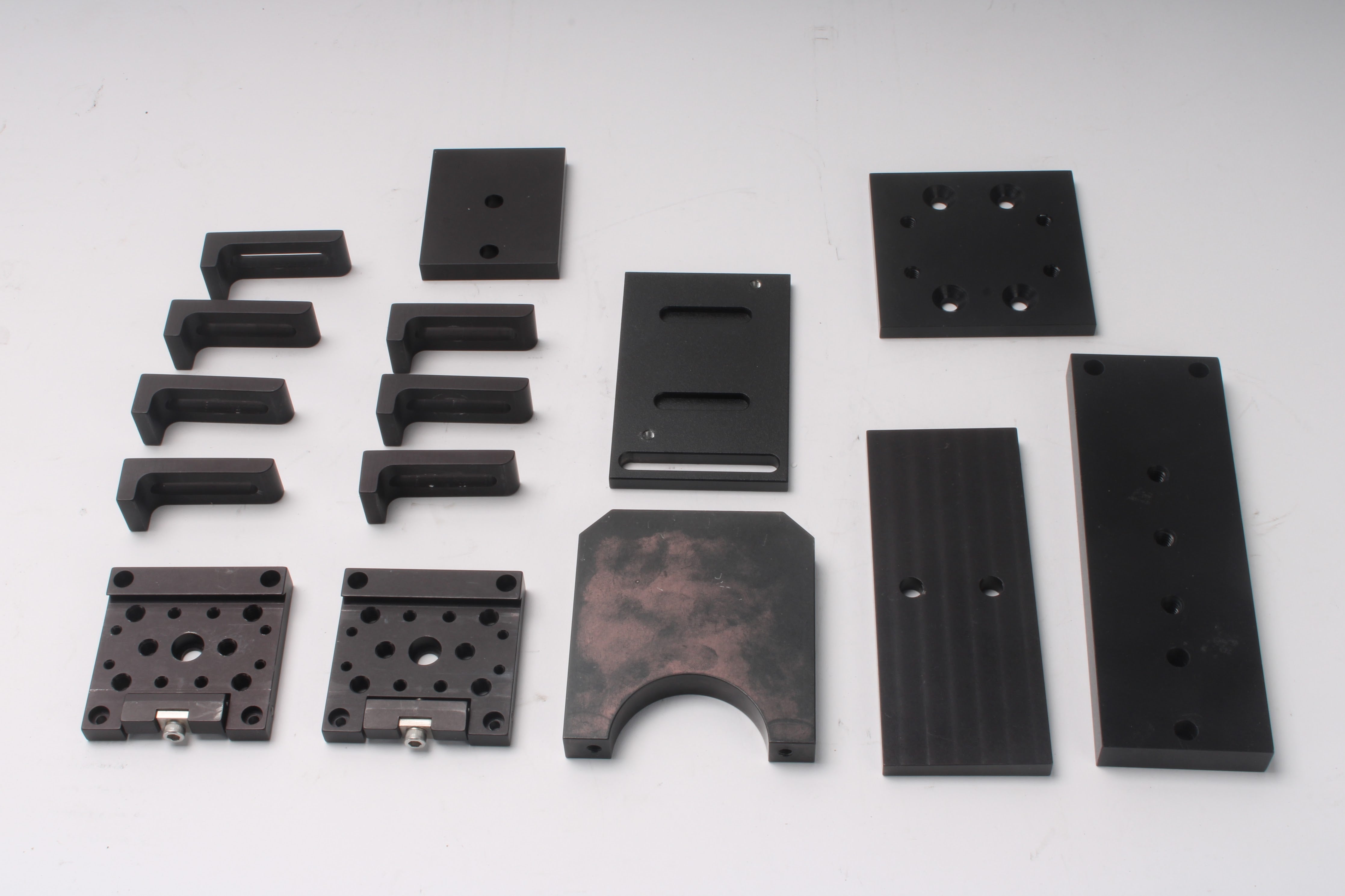 Thorlabs Unmarked Pieces Lot of 15 Bases, Plates – NTC Tech