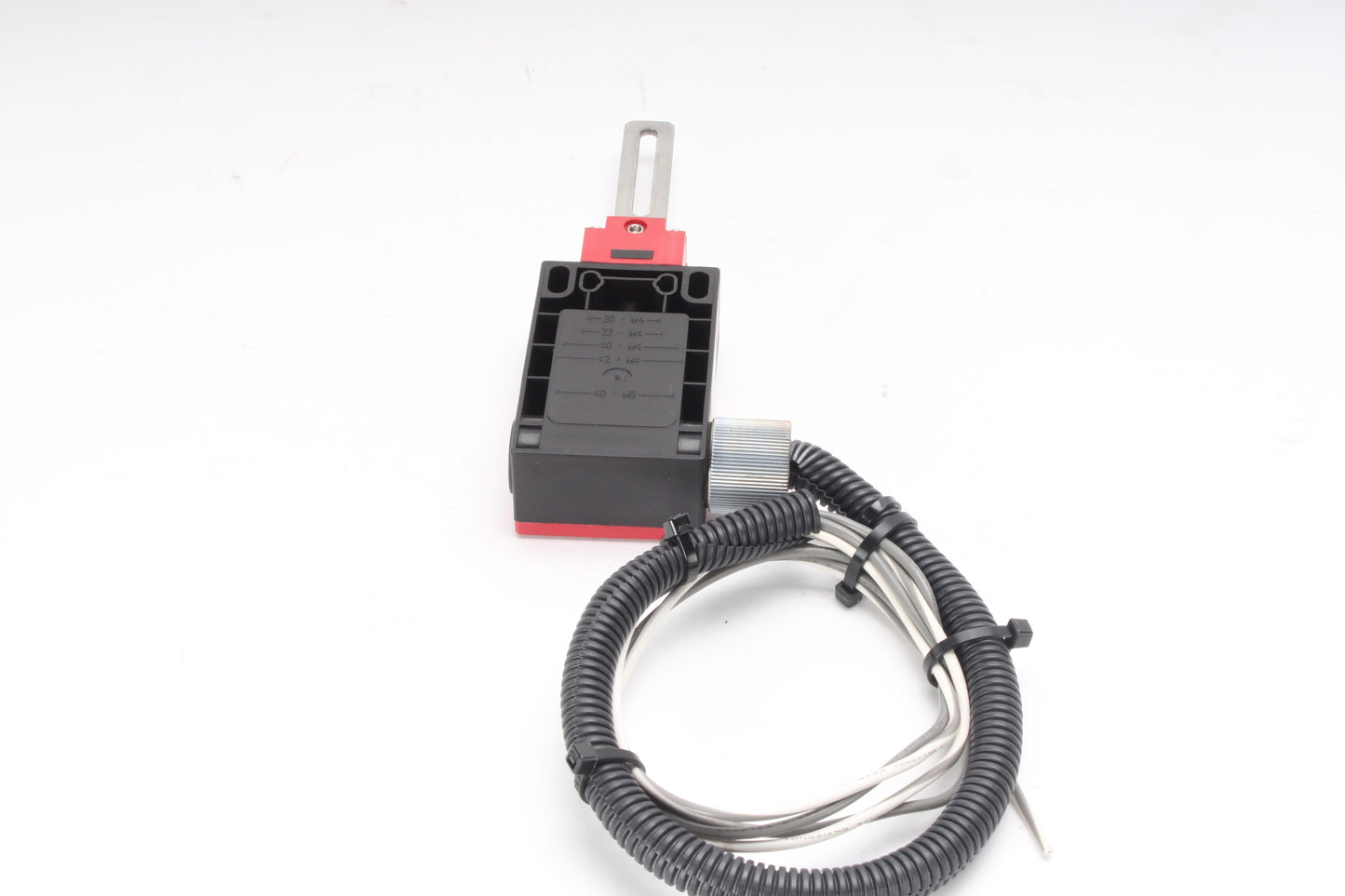 Telemecanique XCS-TL Sensor Safety Interlock Switch - Cut Cable – NTC Tech