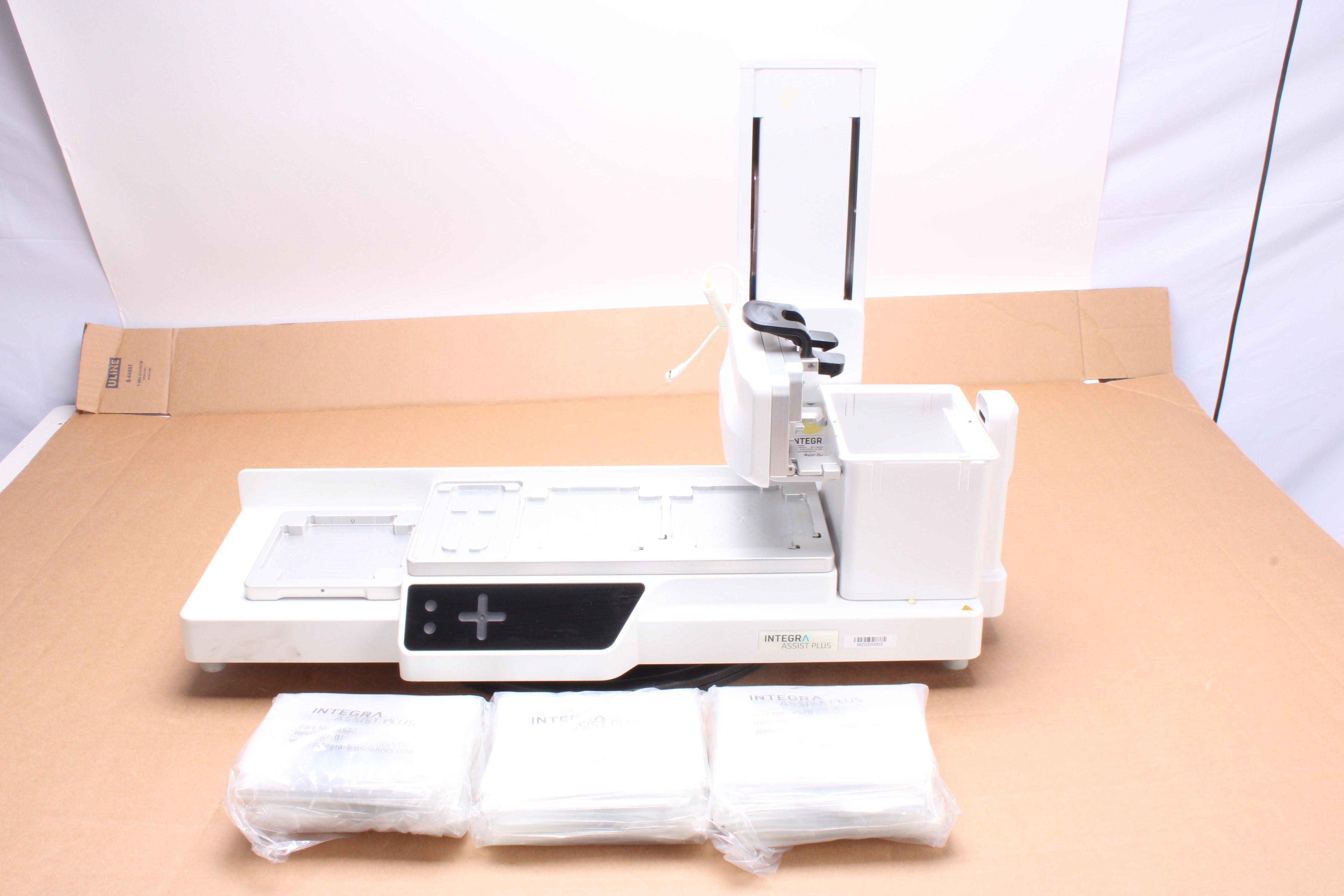 Integra Assist Plus Pipetting Robot With 150x New 4570 Waste Bags – NTC ...