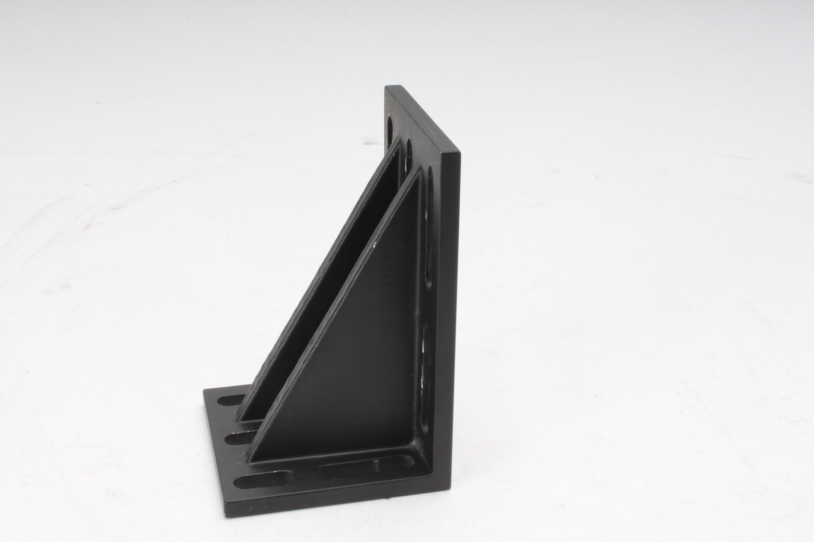 Newport 360-90, Angle Bracket, 90d Degree, Slotted Faces – NTC Tech