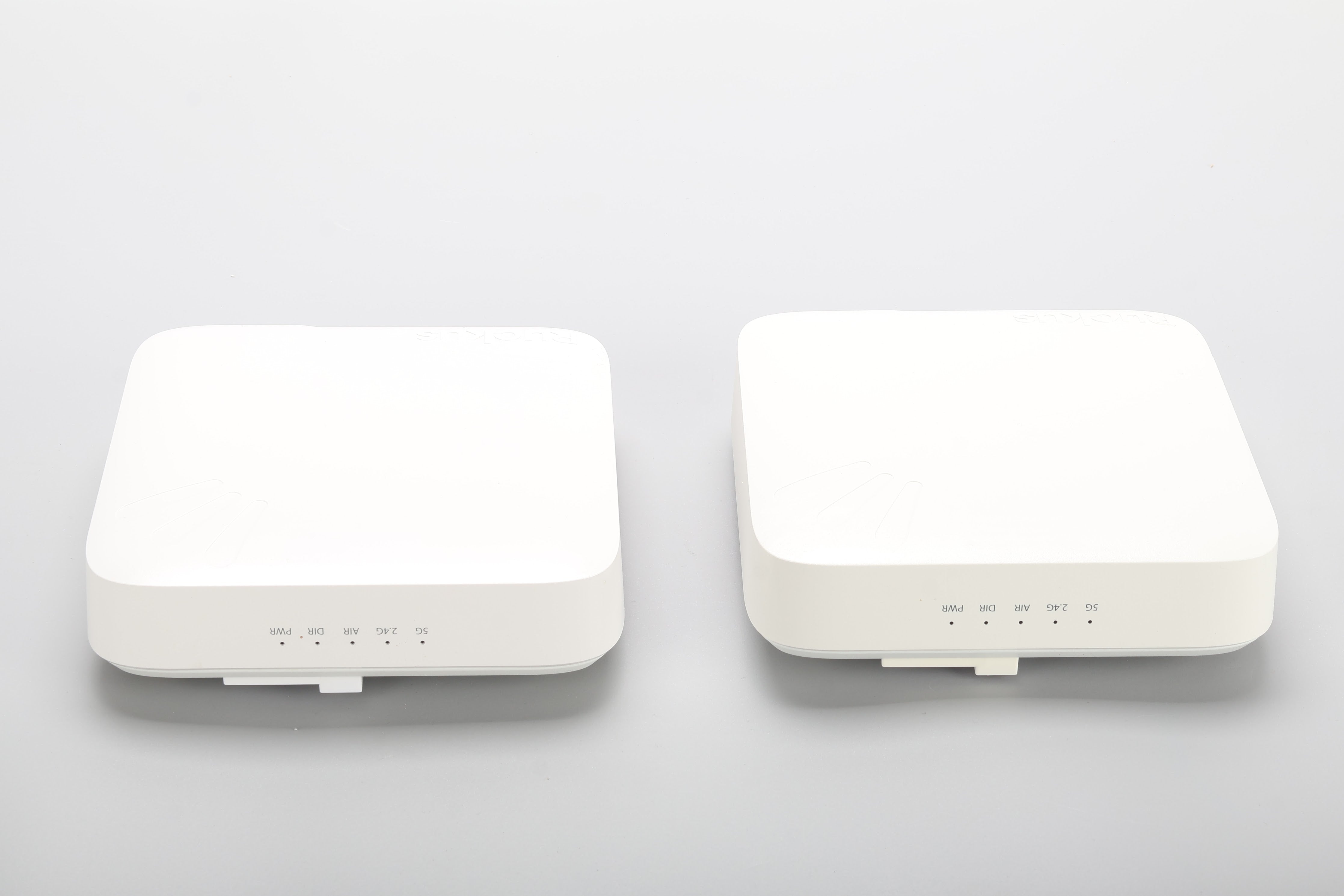 Ruckus R700 Wireless Indoor Access Point 901-R700-US00 With Mount - Lo ...