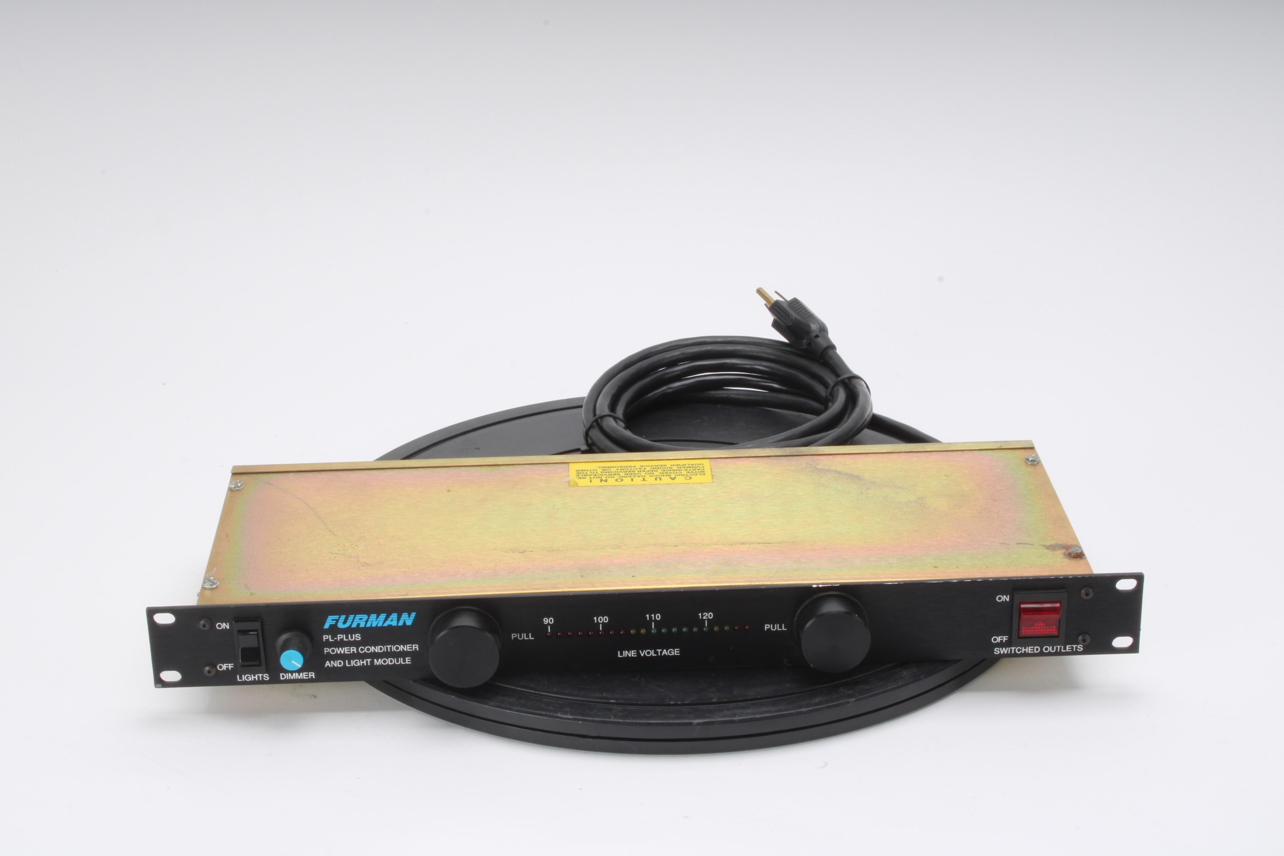Furman PL-PLUS Power Conditioner and Light Module – NTC Tech