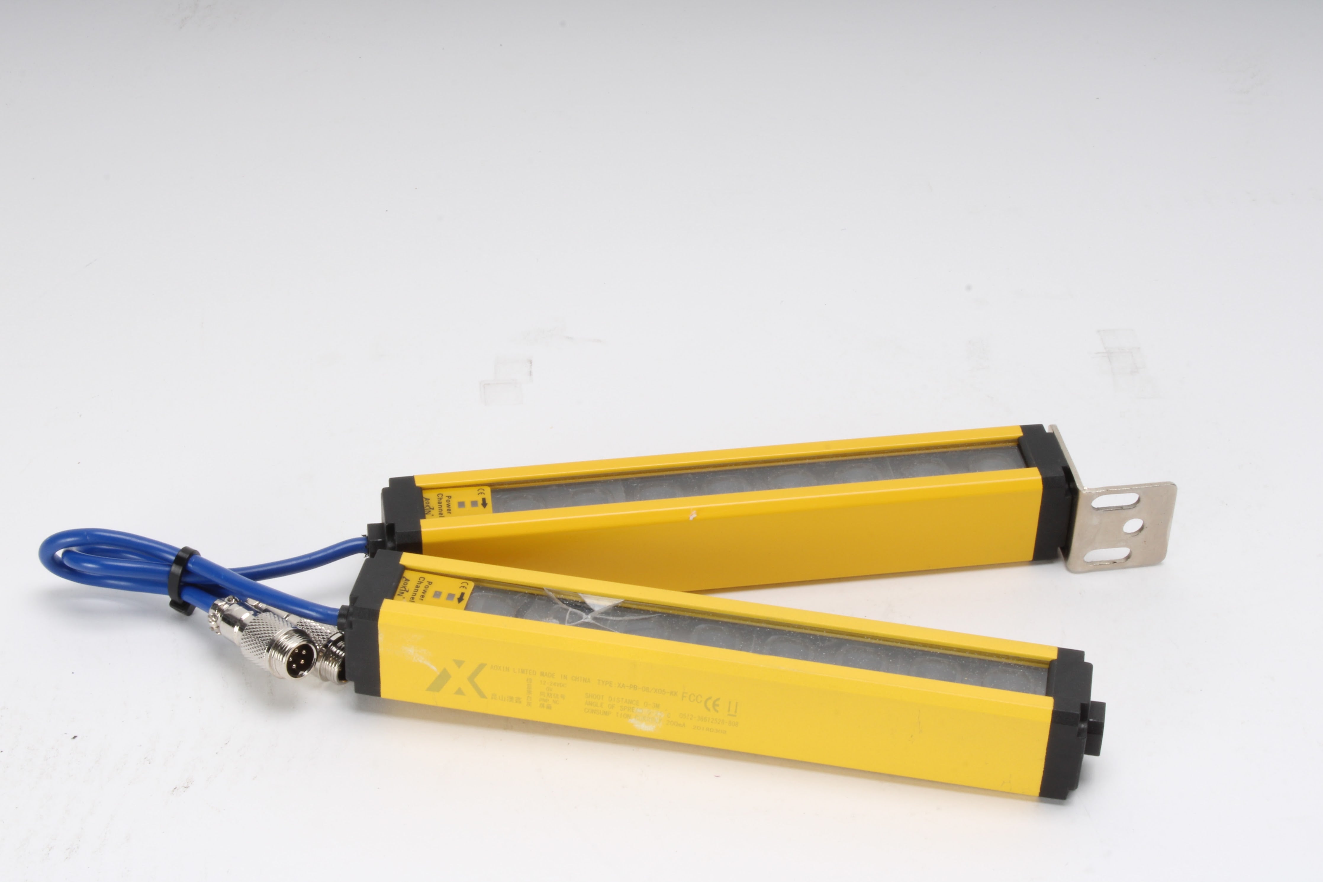Aoxin XA-PB-08/X05-KK Light Bar Curtain Pair - Fair Condition – NTC Tech