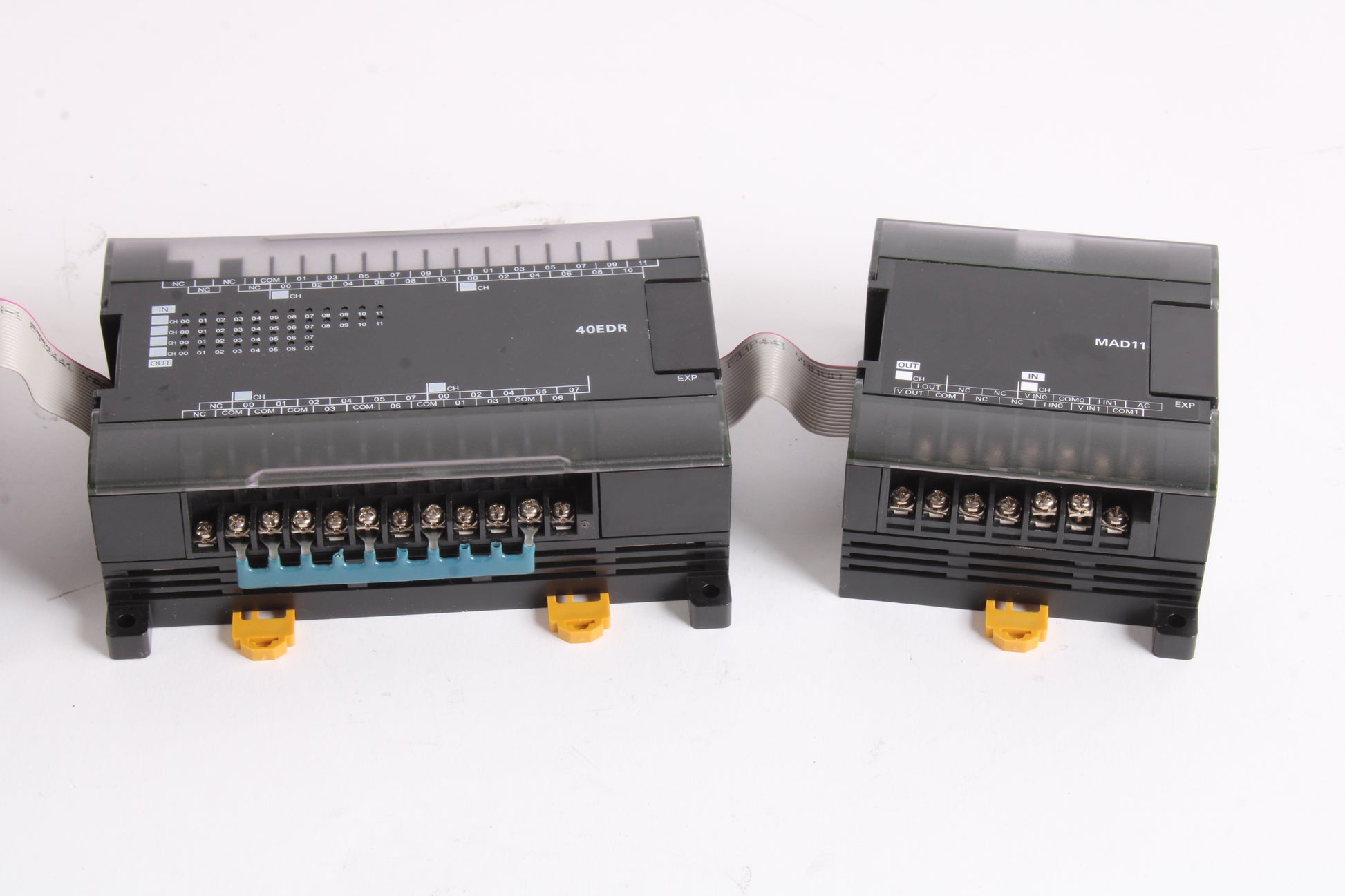 Omron CP1H-XA40DT-D With Omron CP1W-40EDR IN/OUT Unit and CP1W-MAD11 A ...