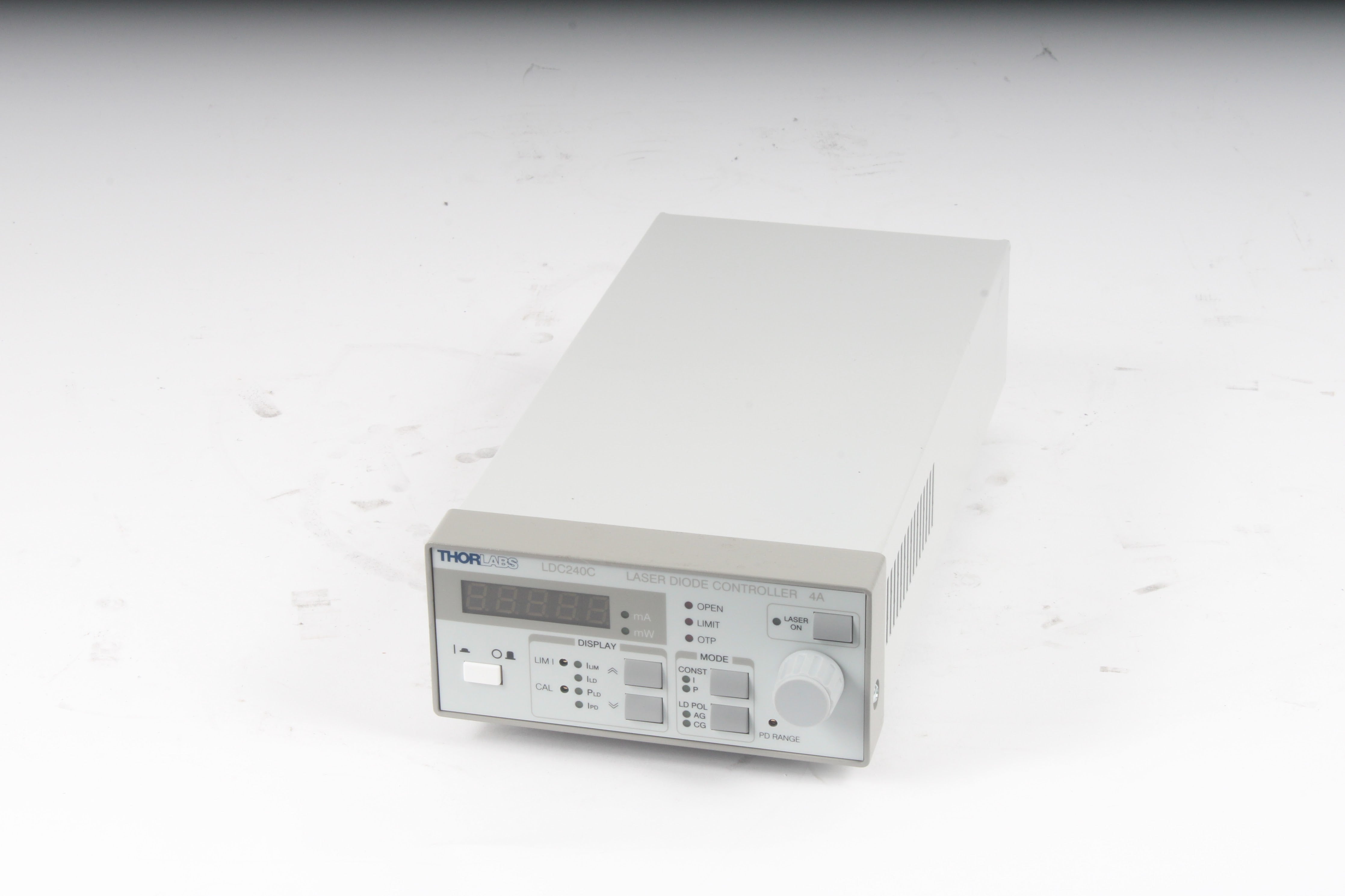 Thorlabs LDC240C Laser Diode Controller 4A – NTC Tech