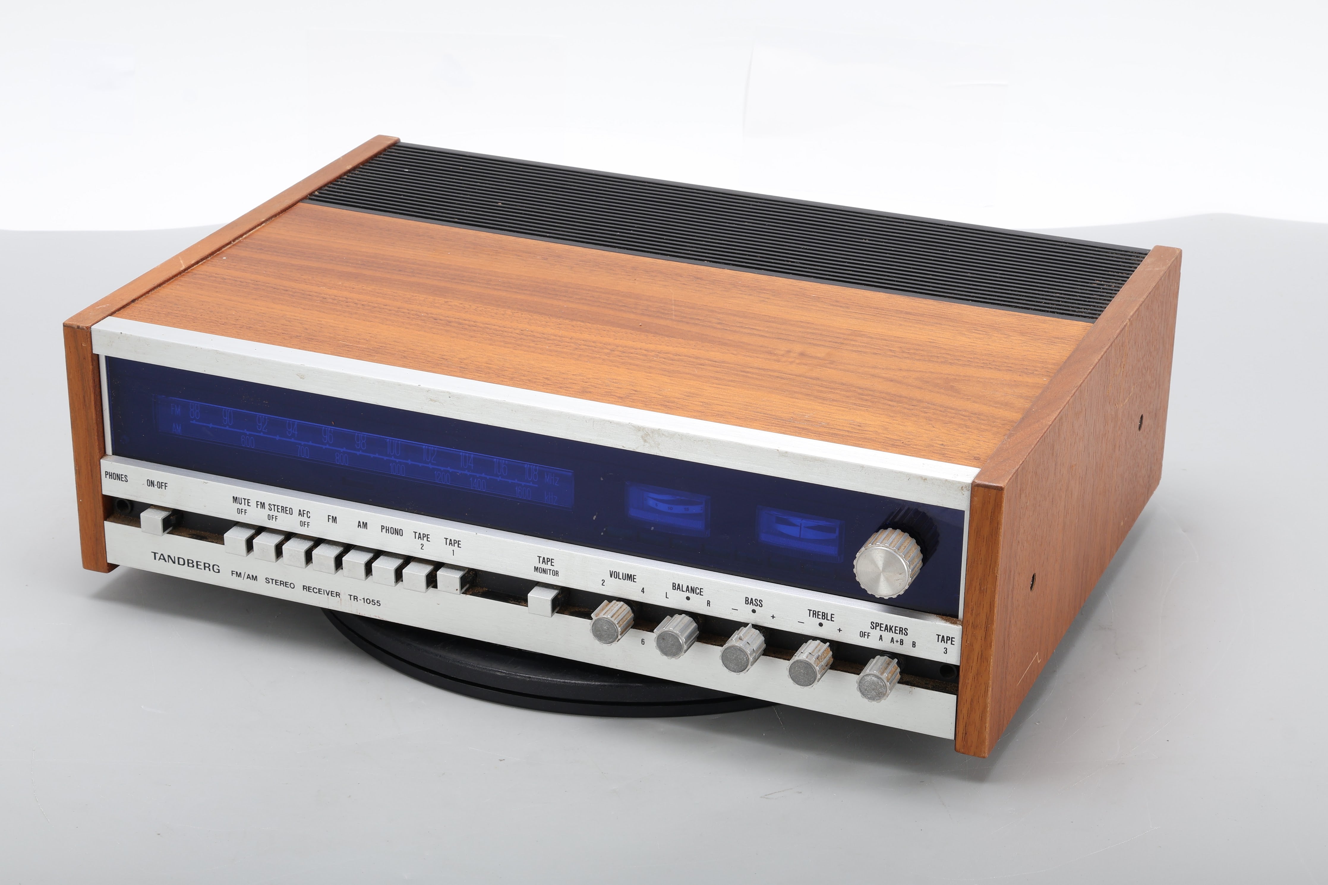 Tandberg TR-1055 AM / FM Receiver - AS IS For Parts – NTC Tech