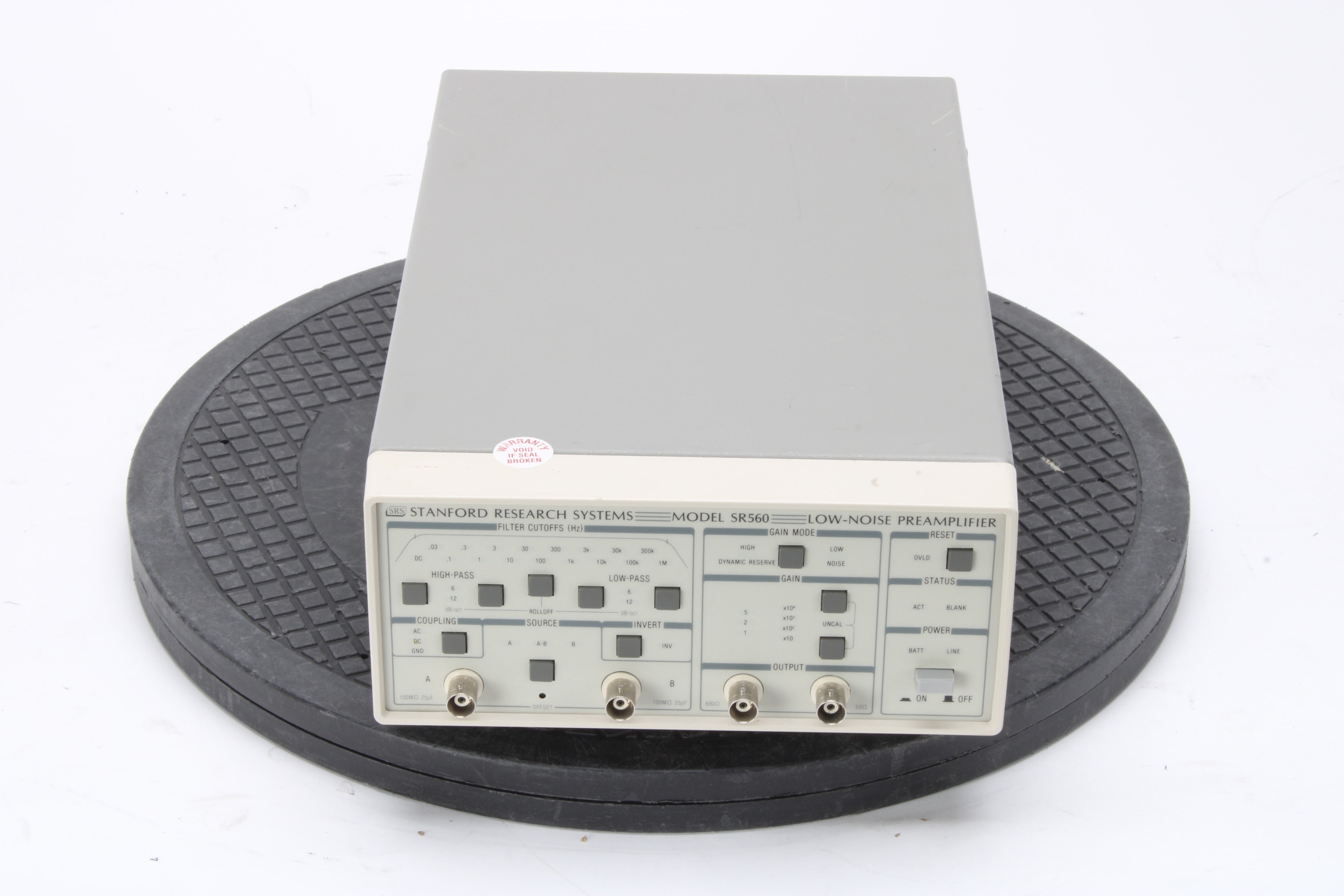 Stanford Research Systems SRS SR560 Low-Noise Voltage Current Preampli ...
