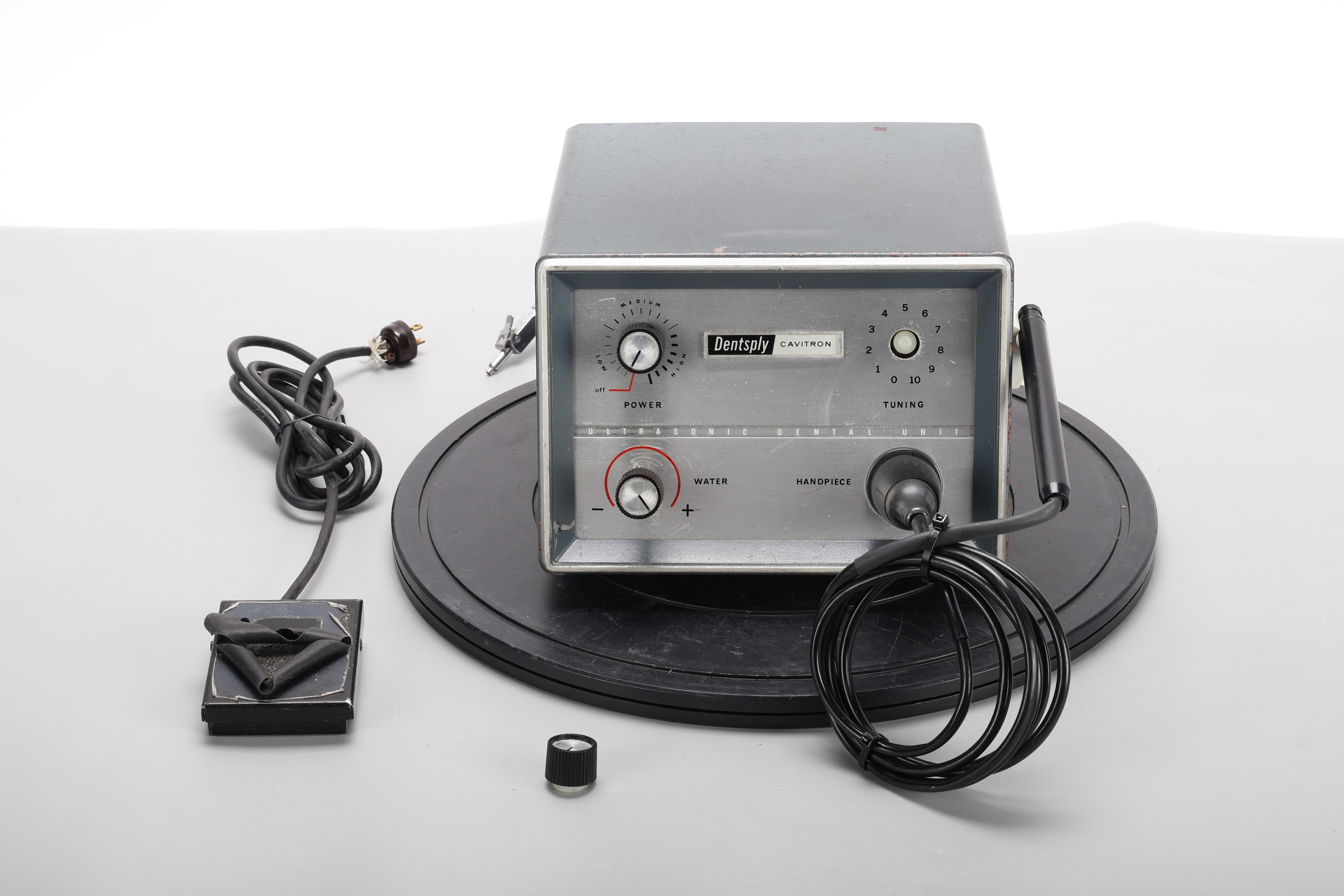 Dentsply Cavitron Model 660 Magnetostrictive Ultrasonic Scaler With Fo ...