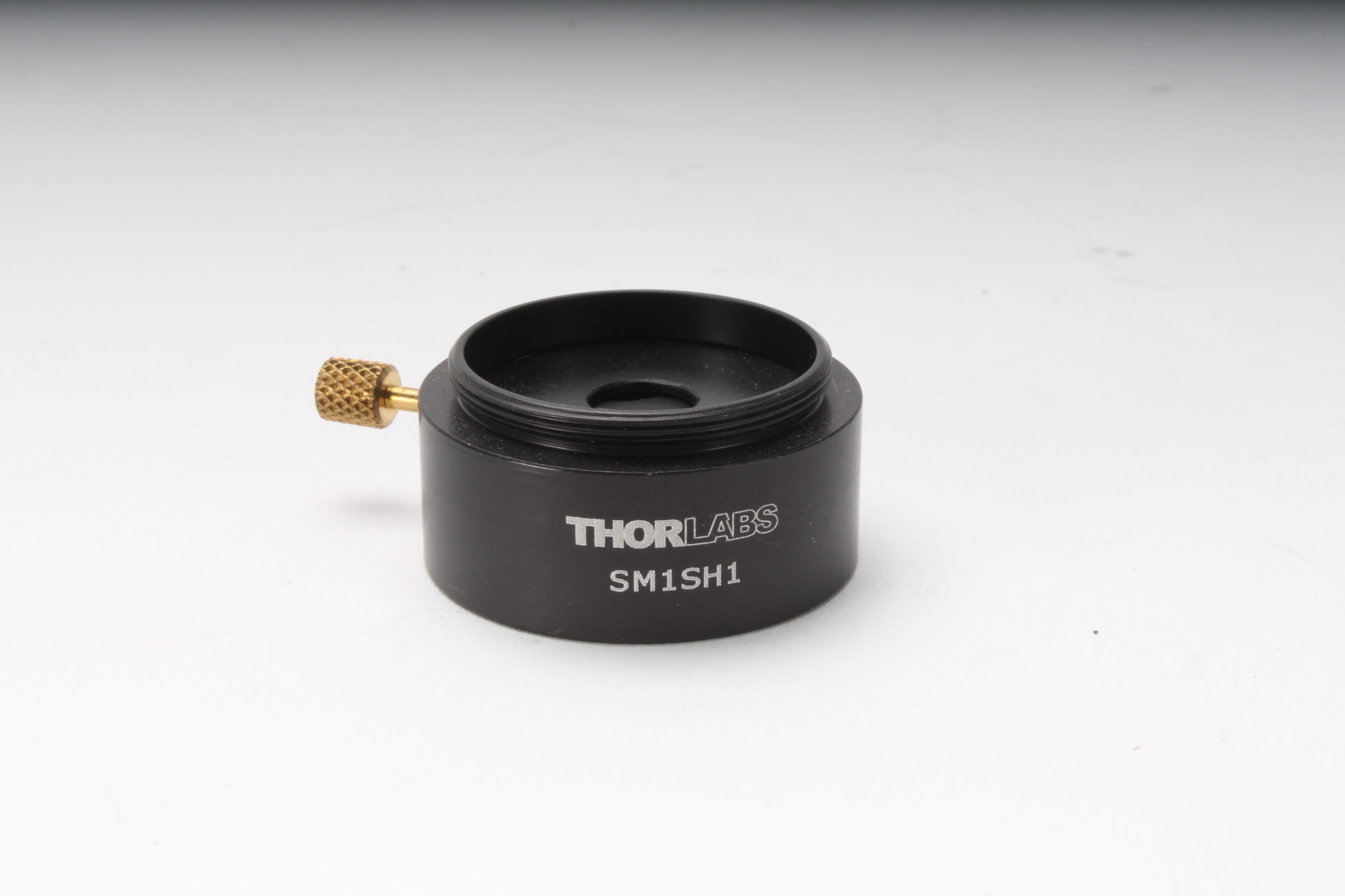 Thorlabs SM1SH1 SM1-Threaded Manual Beam Shutter – NTC Tech