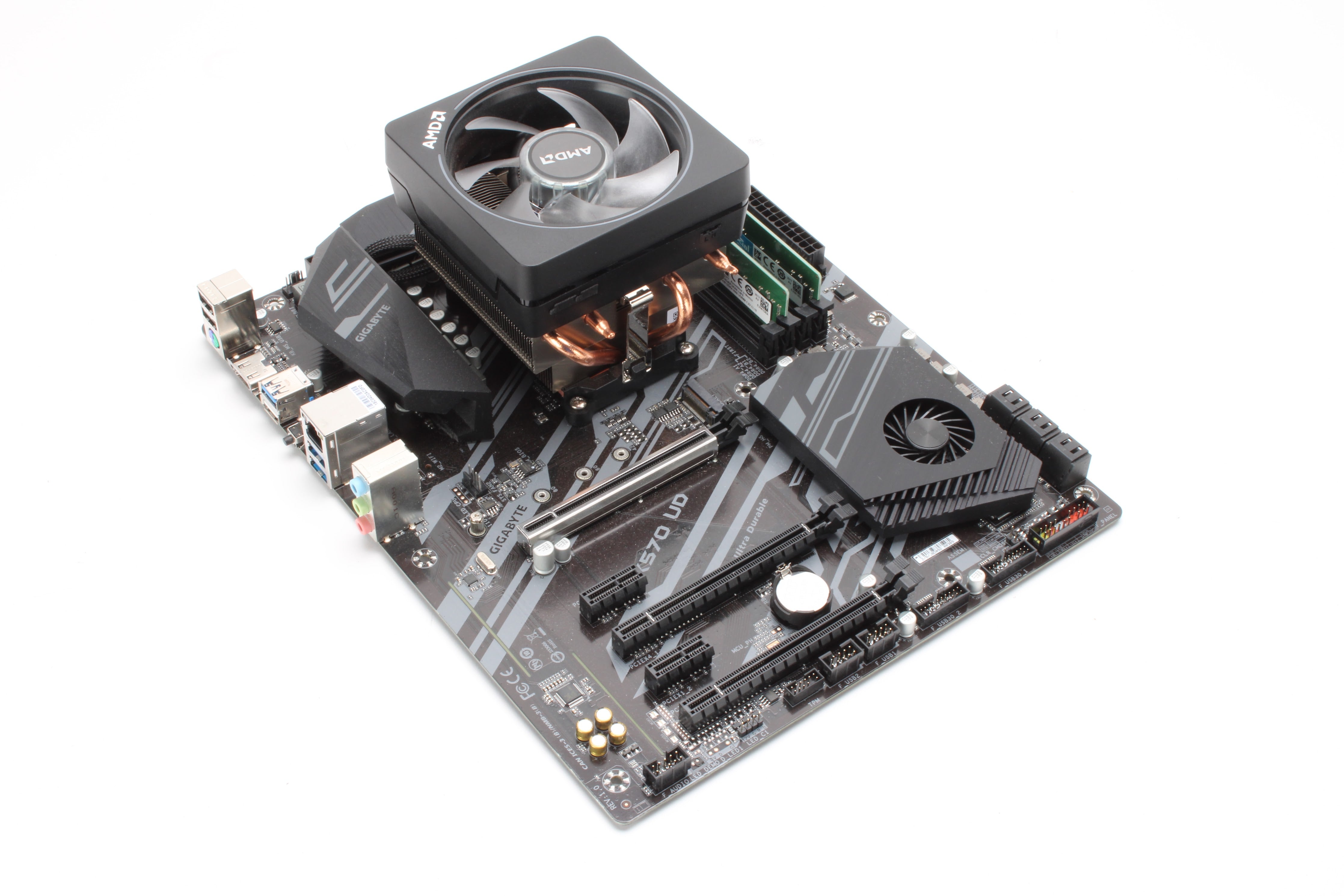 Gigabyte UD X570 Ultra Durable Motherboard With AMD Ryzen 7 3700x and ...