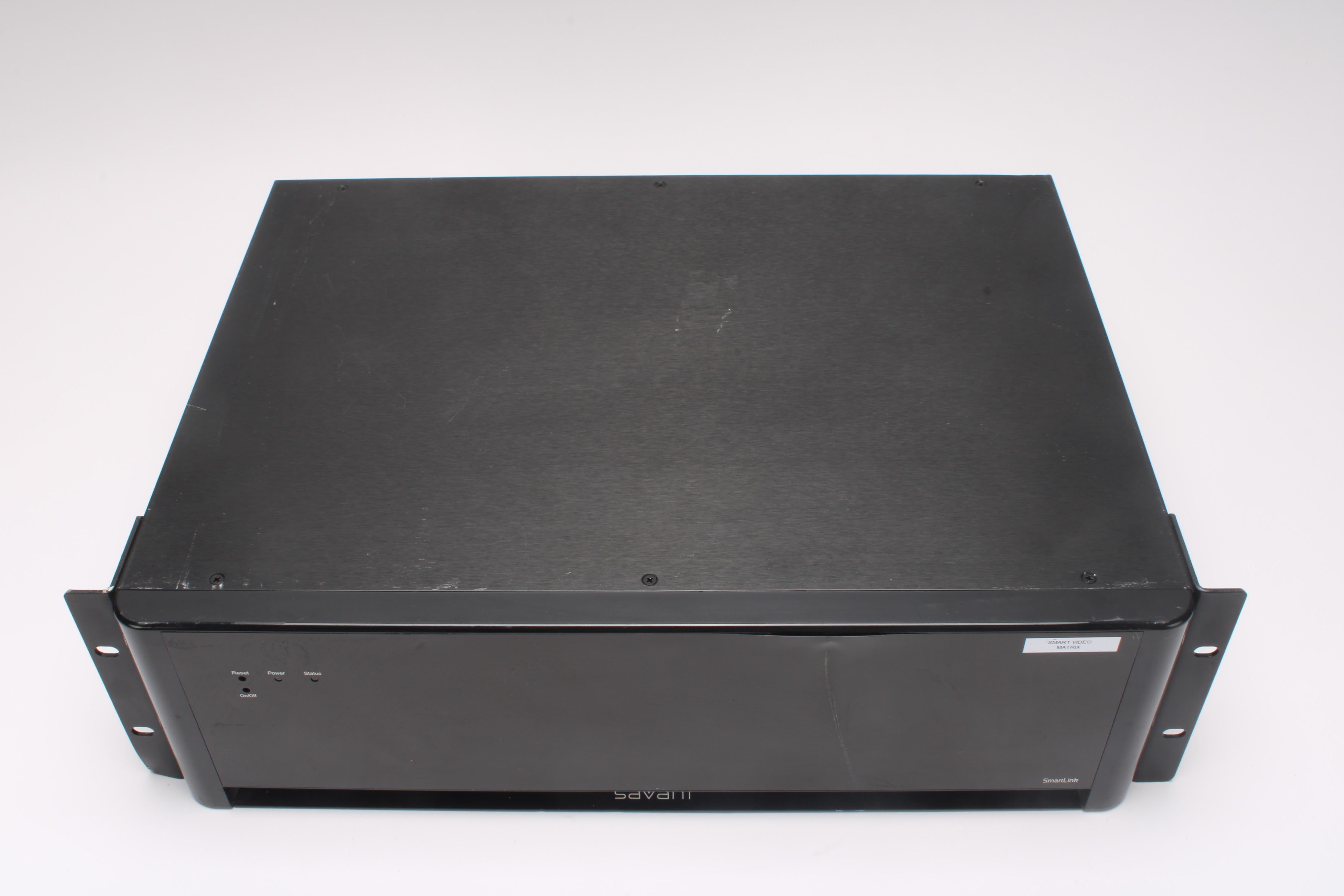 Savant SLN-88BT-00 SmartLink HDBaseT 8x8 Matrix Switch - Fair Conditio ...