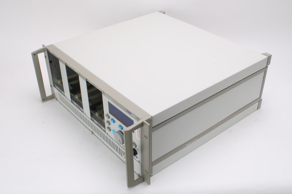 Thorlabs PRO 8000-4 Modular Rack Chassis 32A Output - No Modules – NTC Tech