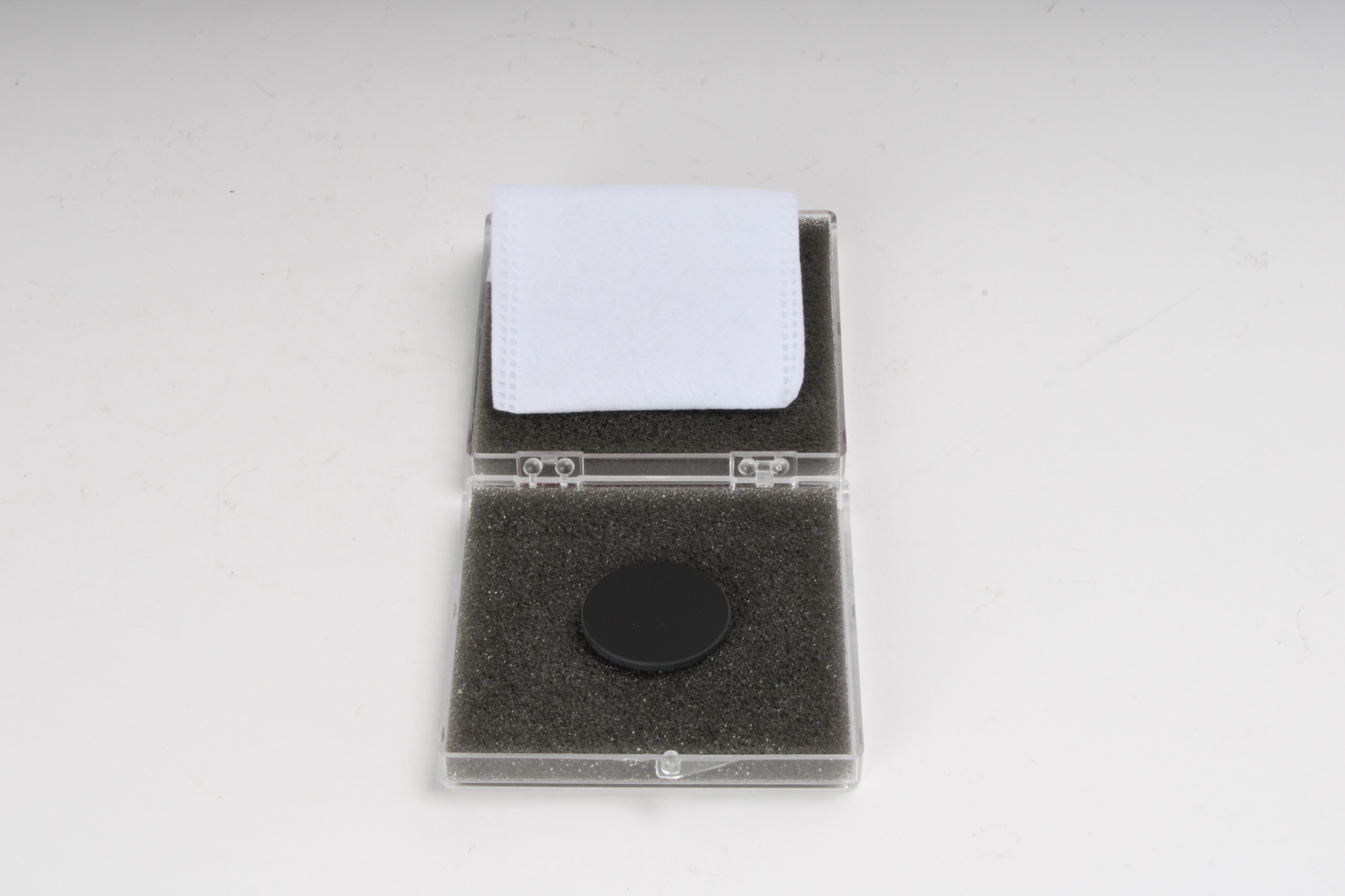 Thorlabs FGL715 Colored Glass Filter - Fair Conditon – NTC Tech