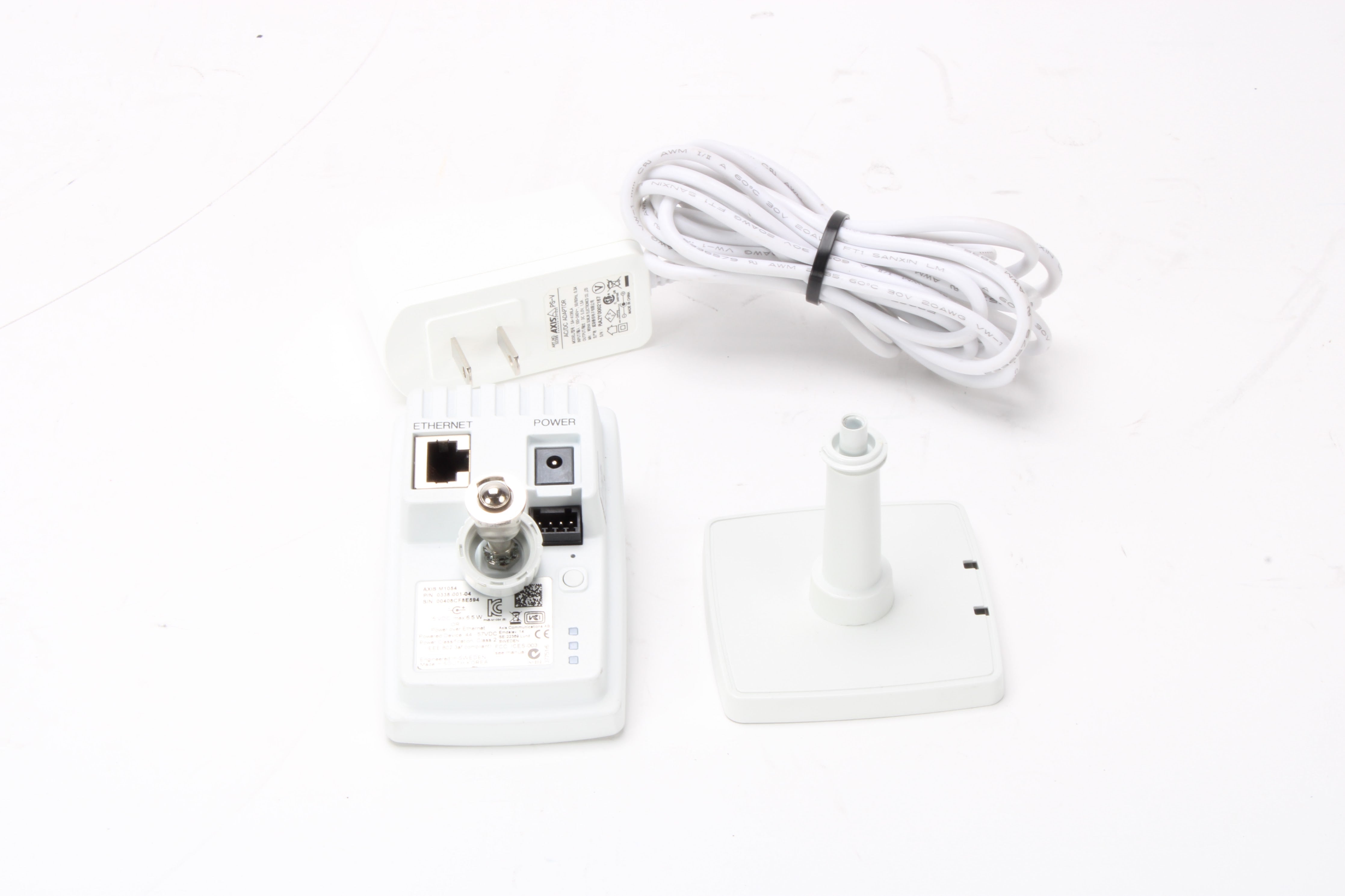 Axis Communications M1054 PoE Network IP Camera 0338-001-04 With Acces ...