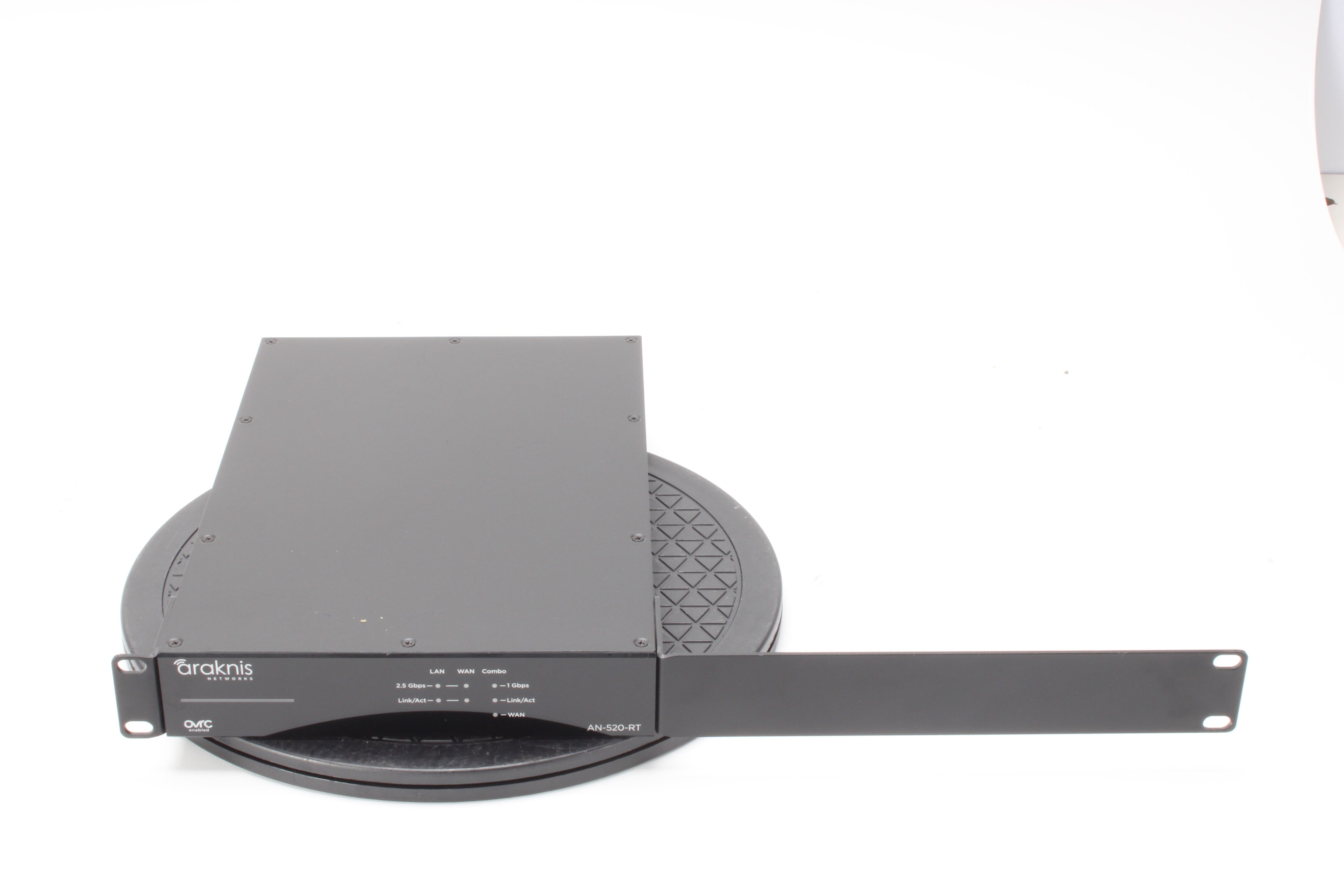 Araknis AN-520-RT Dual-WAN Multi-Gigabit VPN Router – NTC Tech