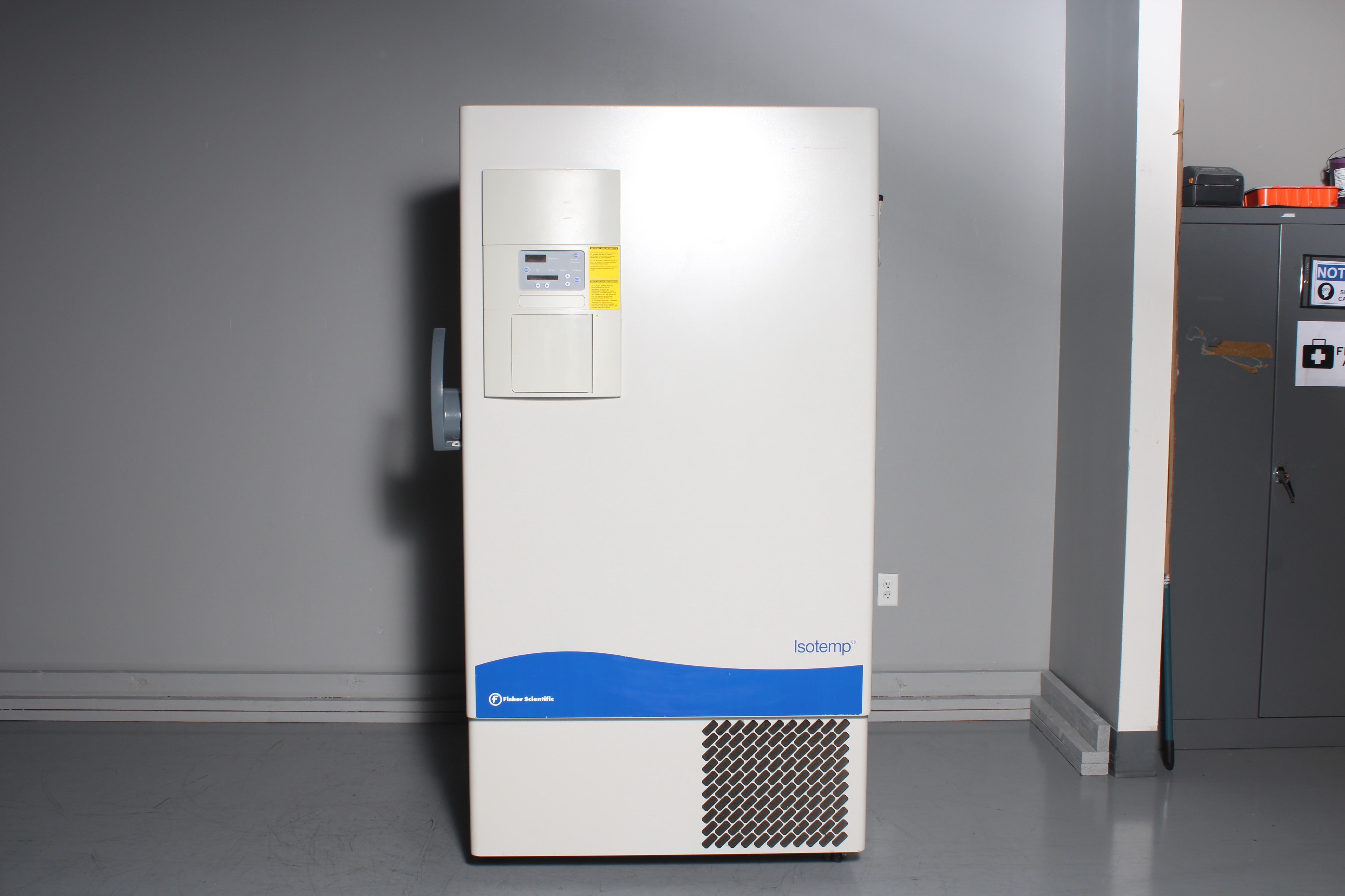Fisher Scientific Isotemp IU2386A Ultra-Low Lab Freezer -80C 120V W/ 4 ...