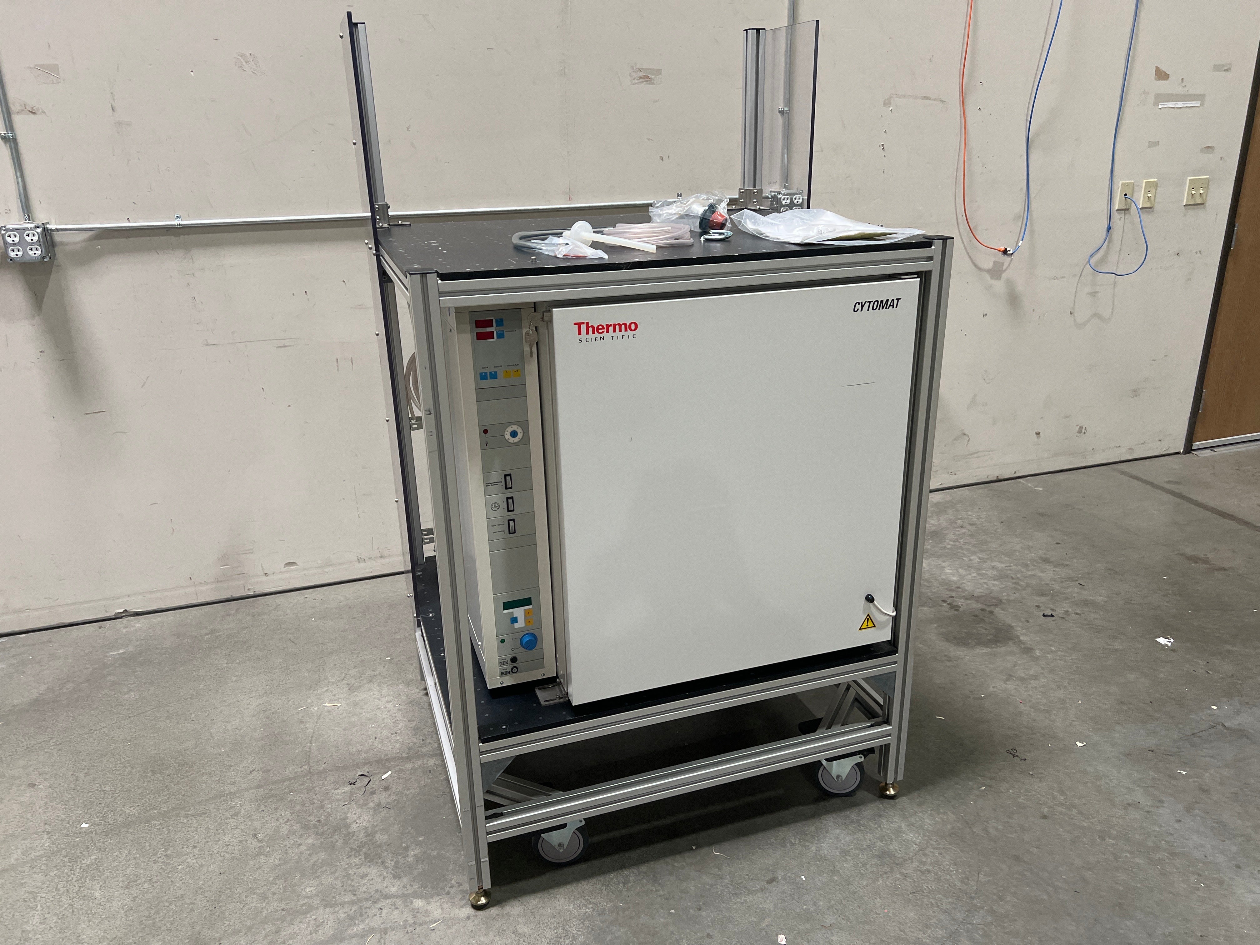 Thermo Electron Cytomat 6001 (K) Automated Incubator HS Plate Shuttle ...