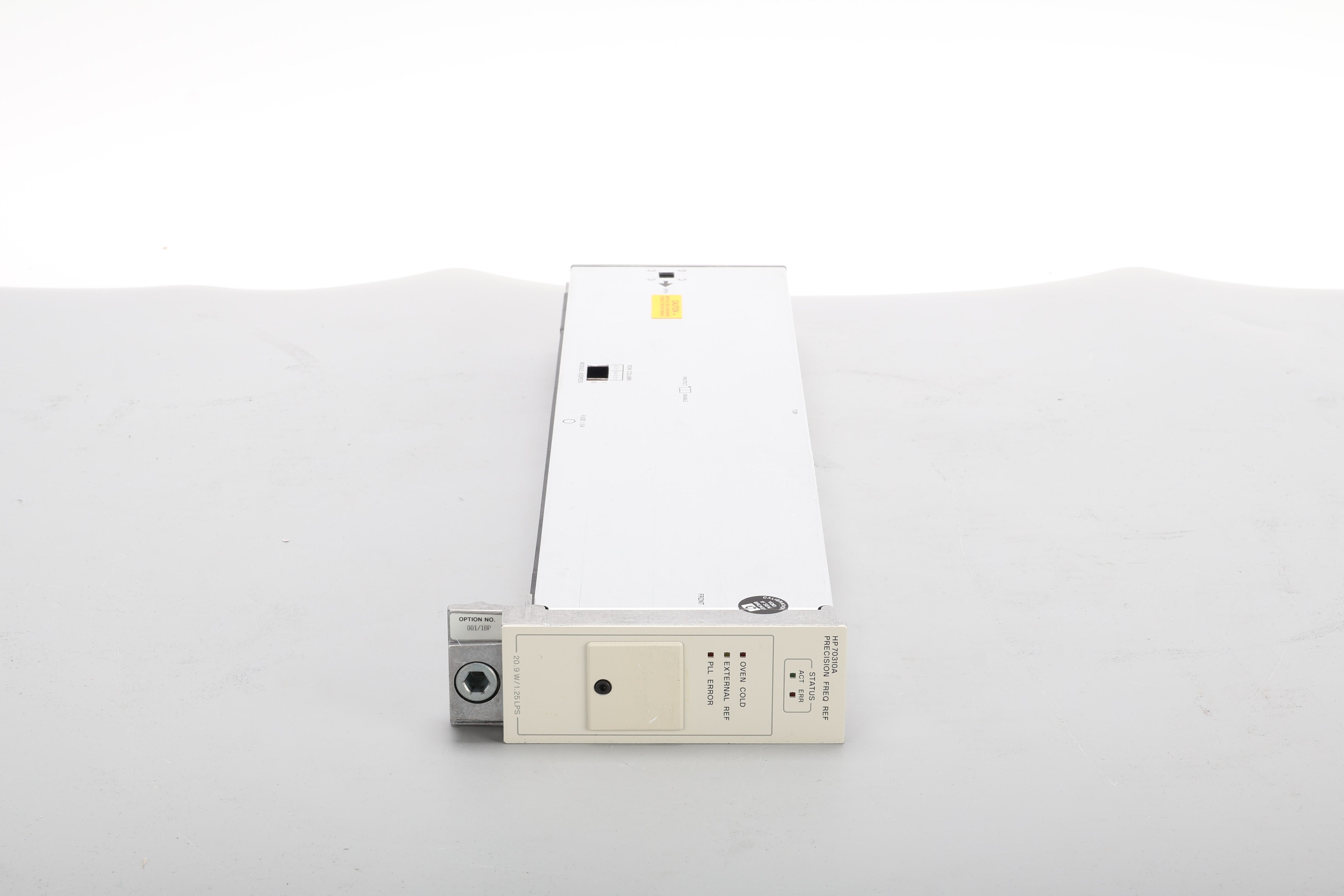 HP 70310A Precision Frequency Reference With Options: 001, 1BP – NTC Tech