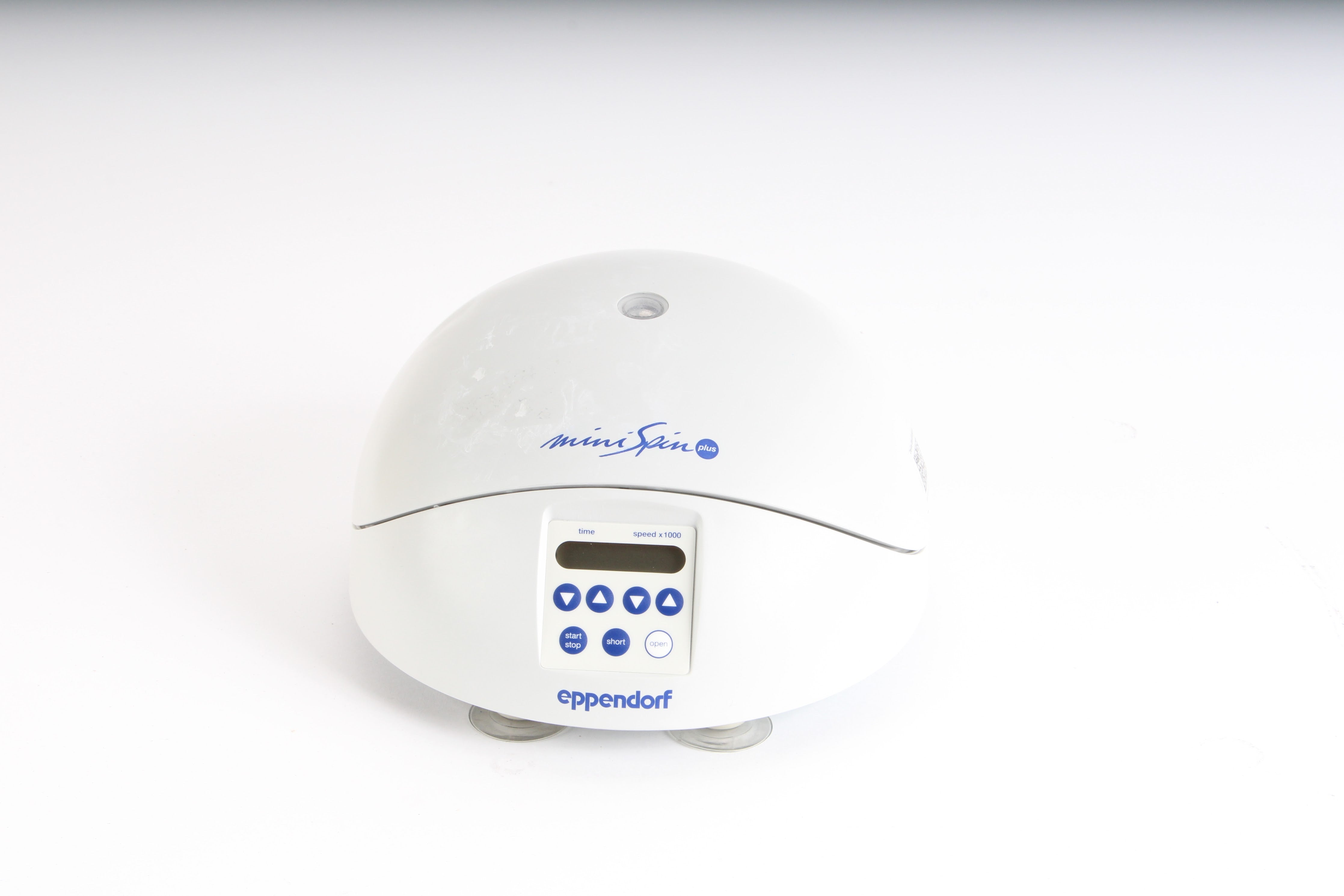 Eppendorf 5453 Mini Spin Plus Centrifuge With F-45-12-11 Rotor – NTC Tech