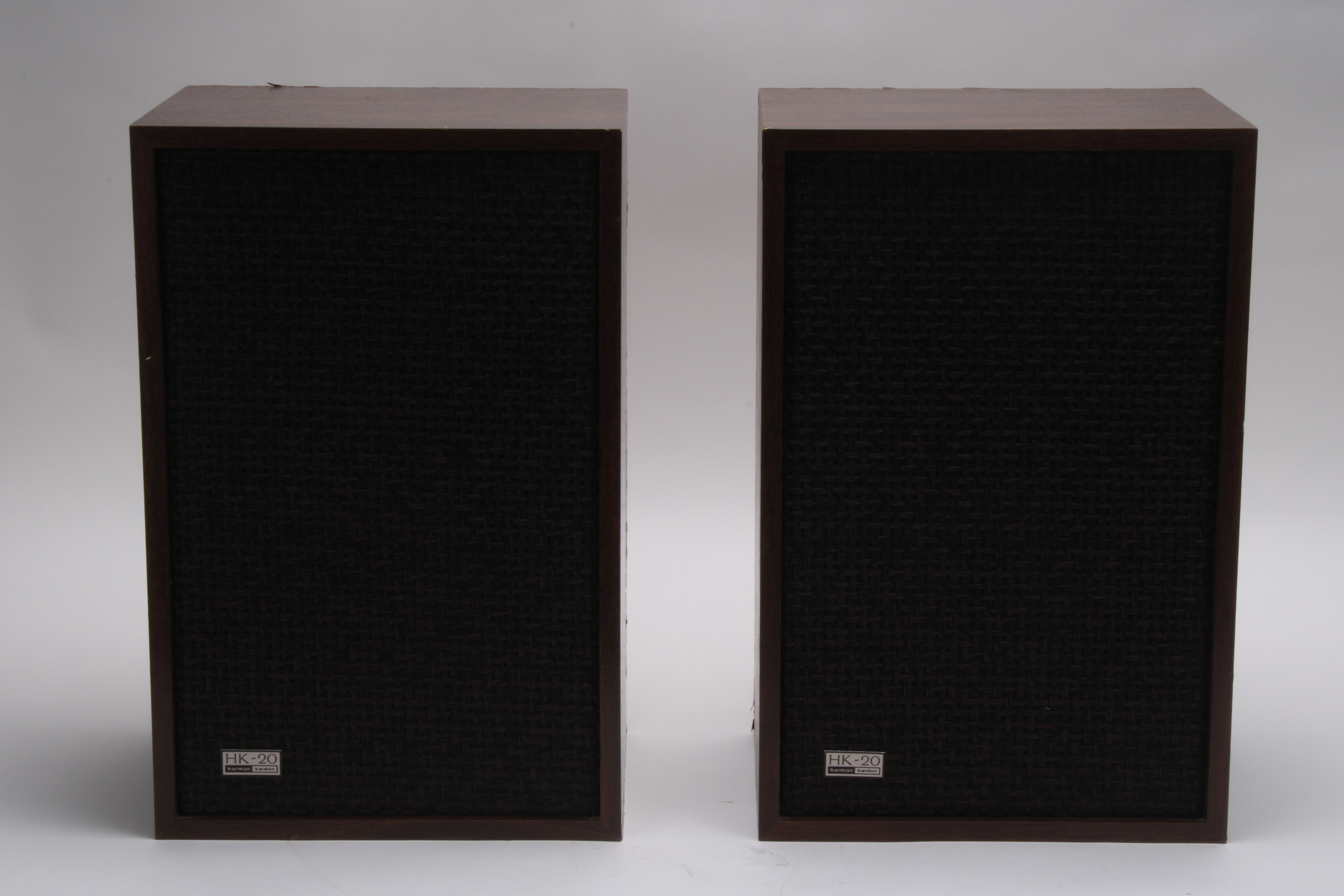 Harman Kardon HK-20 Vintage Bookshelf Speakers – NTC Tech